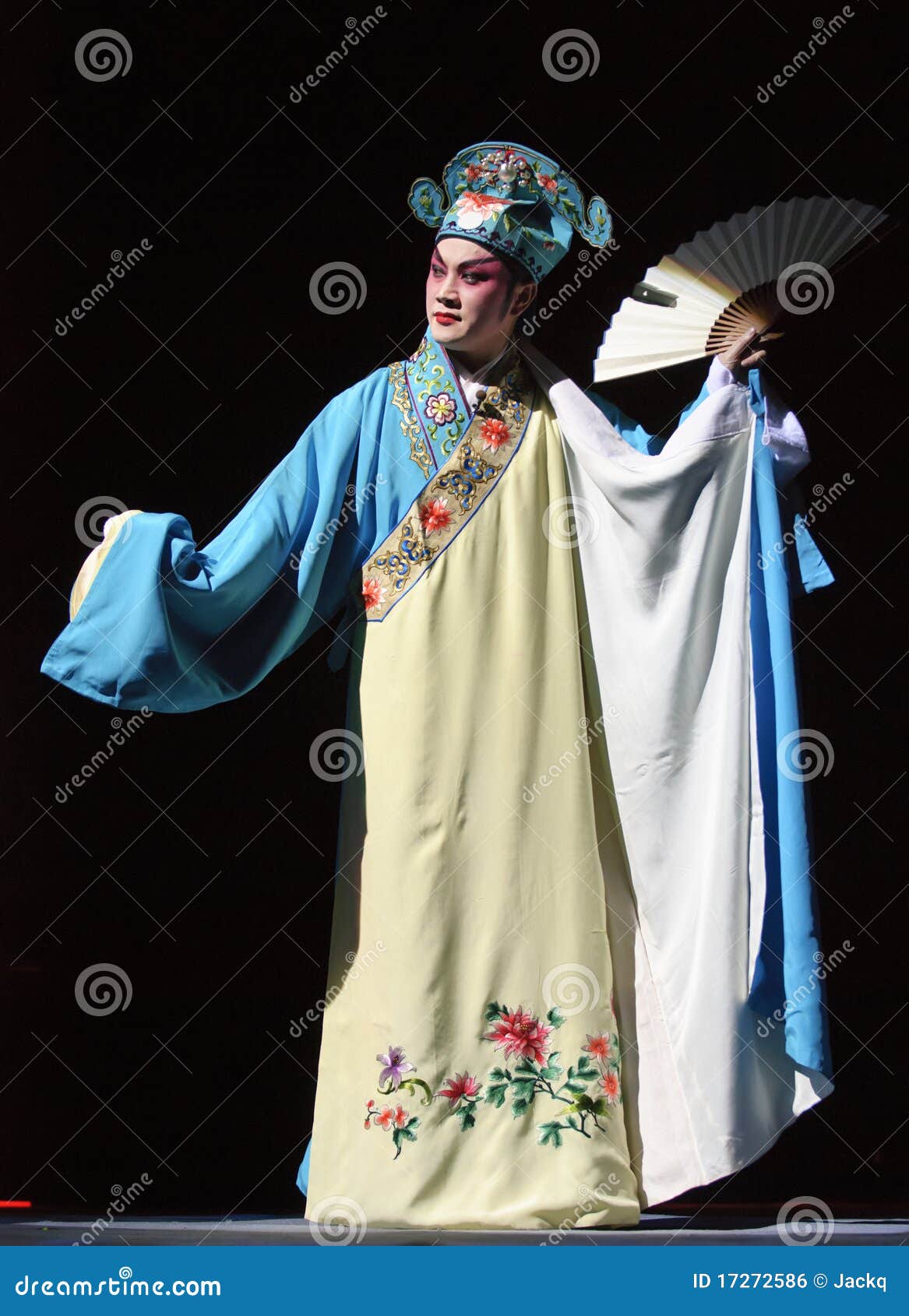 Chinese opera actor stock photo. Image of opera, asian - 17272586