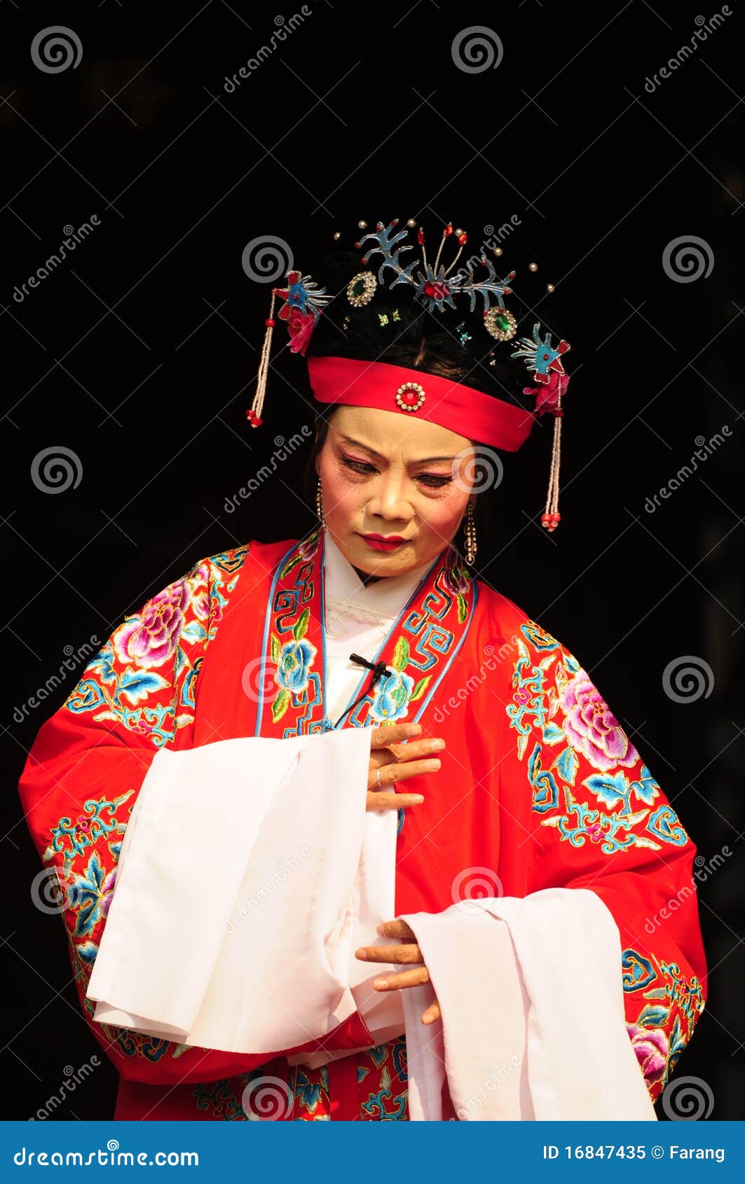 Chinese opera performer editorial image. Image of china - 16847435