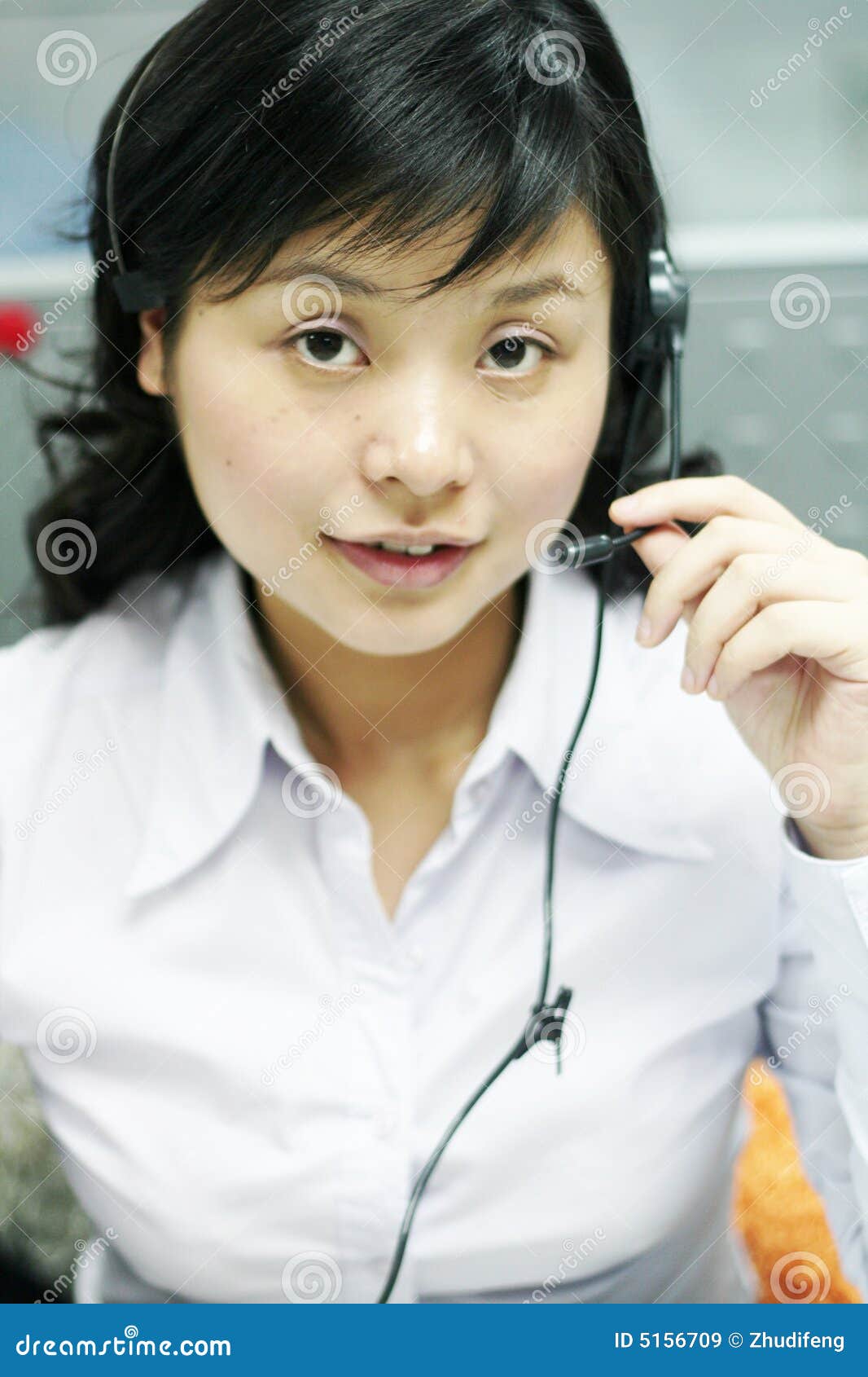 Chinese Operator with Headset Stock Image - Image of glasses, girl: 5156709