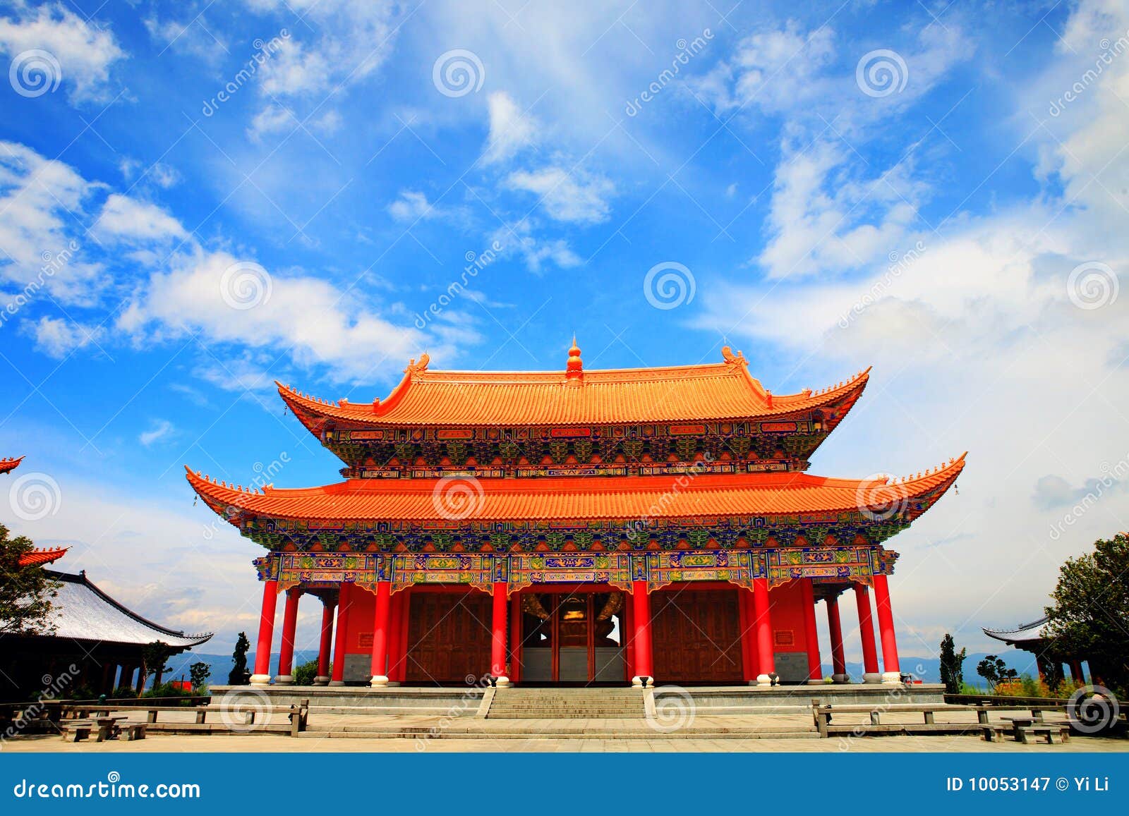 Chinese palace stock image. Image of historic, religion - 10053147