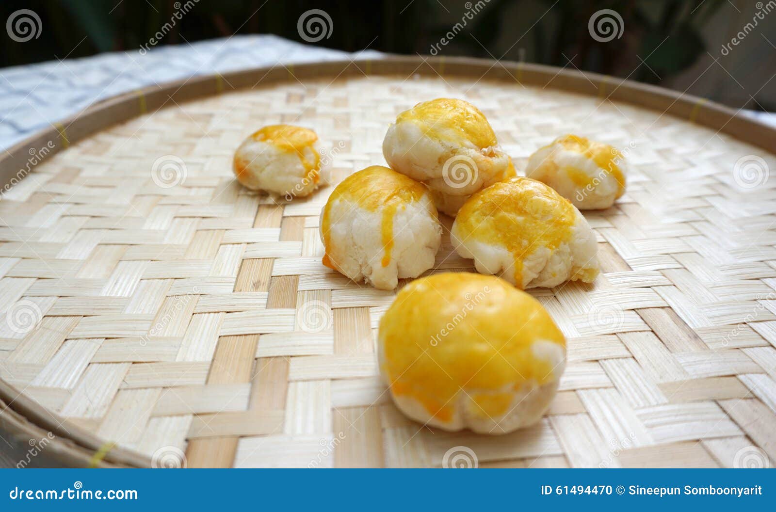 Chinese Pastry with Salted Egg Yolk Stock Photo - Image of moon, baked ...