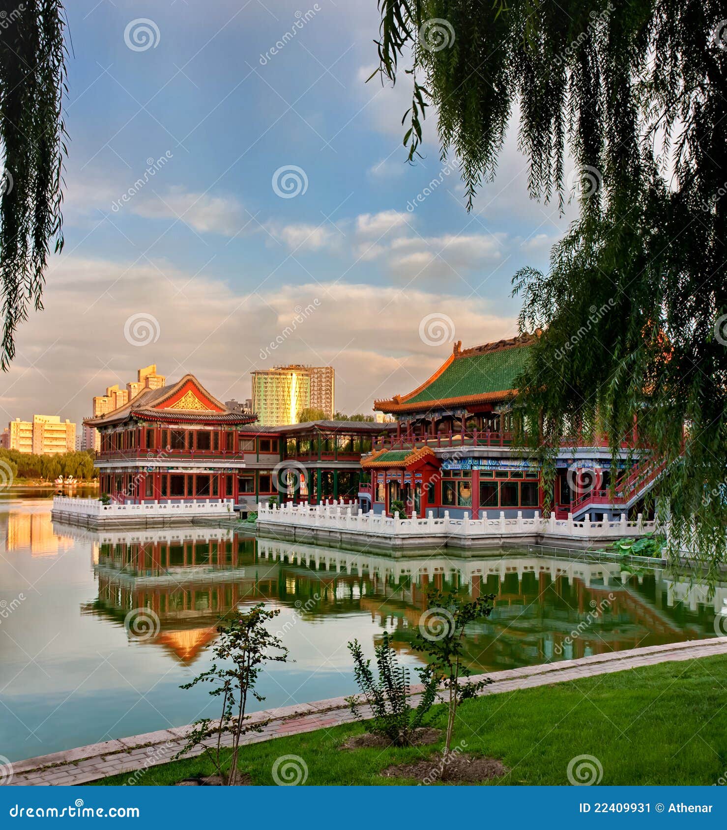 Chinese pavilion stock image. Image of lake, environment - 22409931