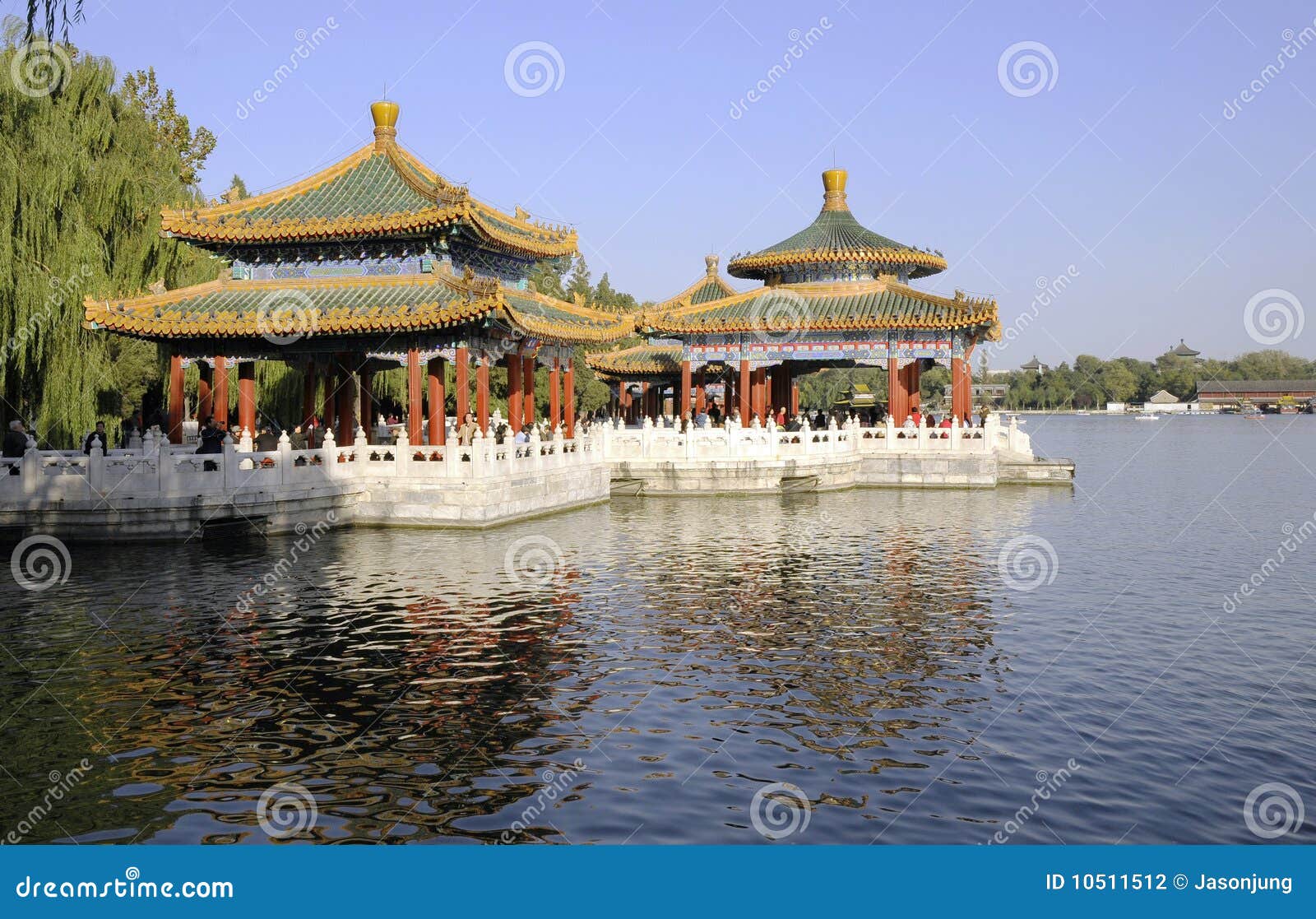 Chinese pavilion and park stock photo. Image of traditional - 10511512