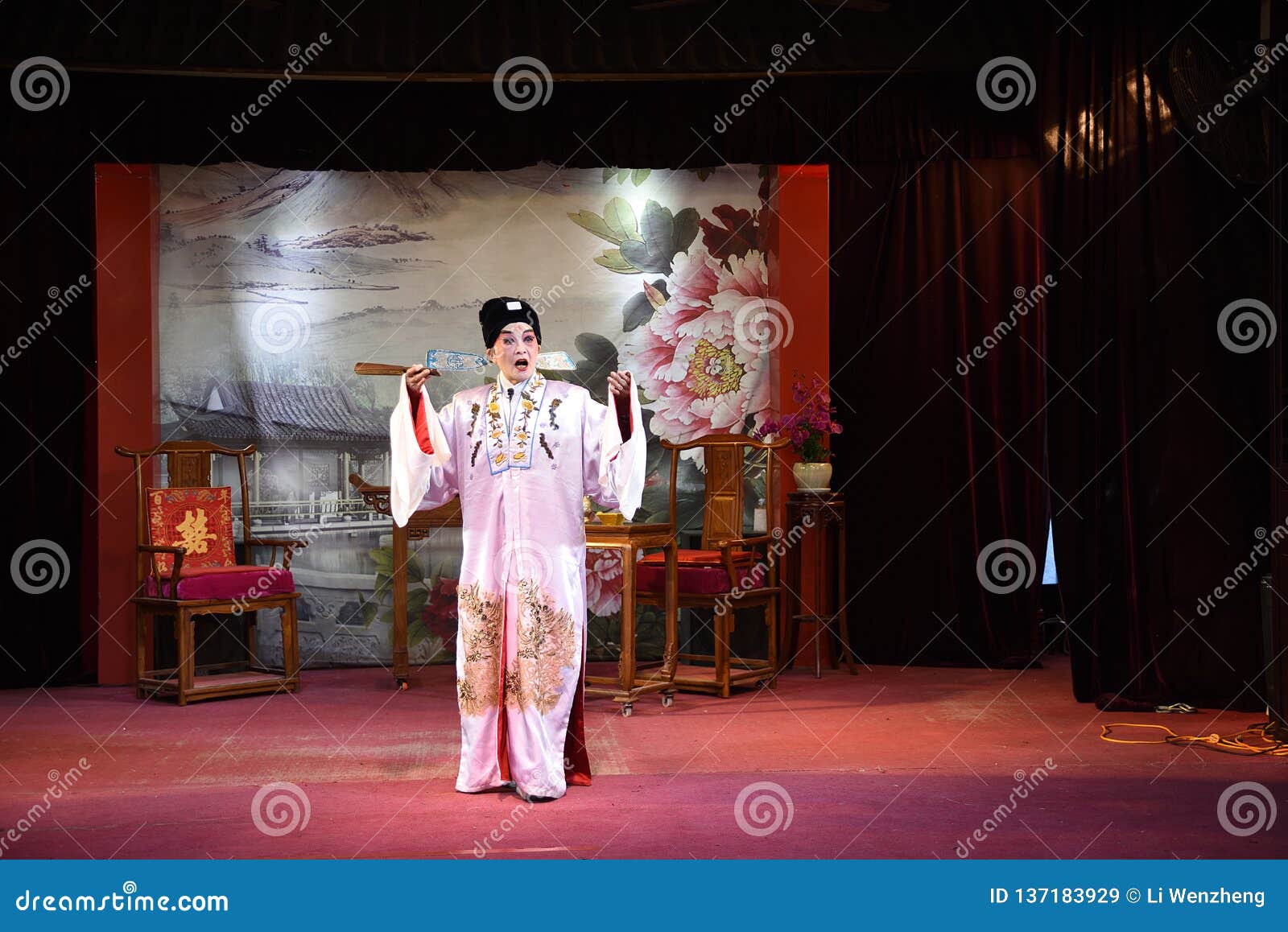 A Chinese is Performing a Chinese Opera Editorial Stock Image - Image ...