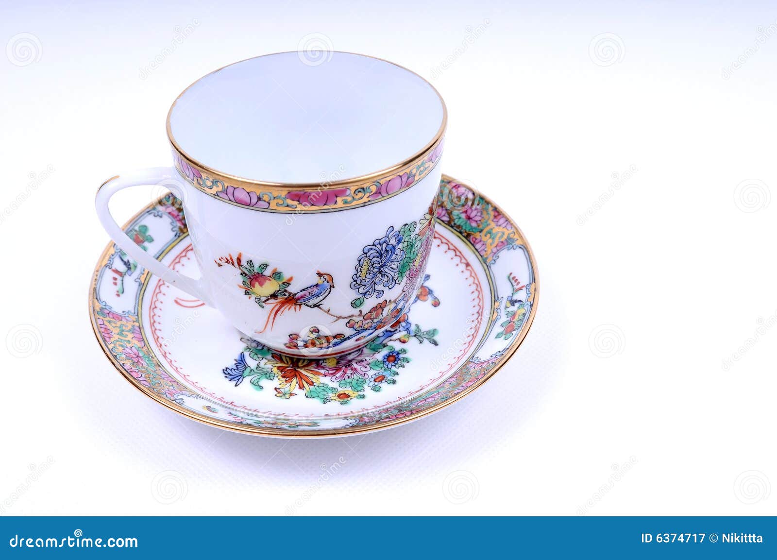 Chinese porcelain cup stock image. Image of leaf, painting - 6374717