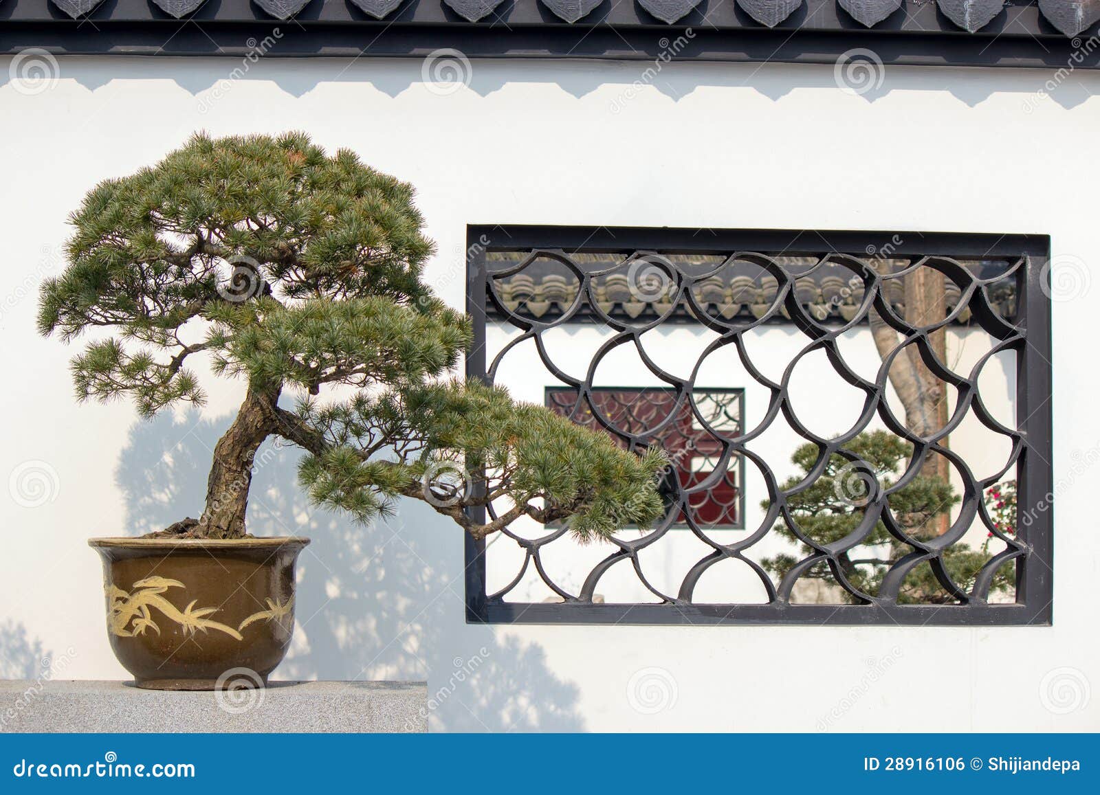 Potted Landscape Stock Photo | CartoonDealer.com #15379500