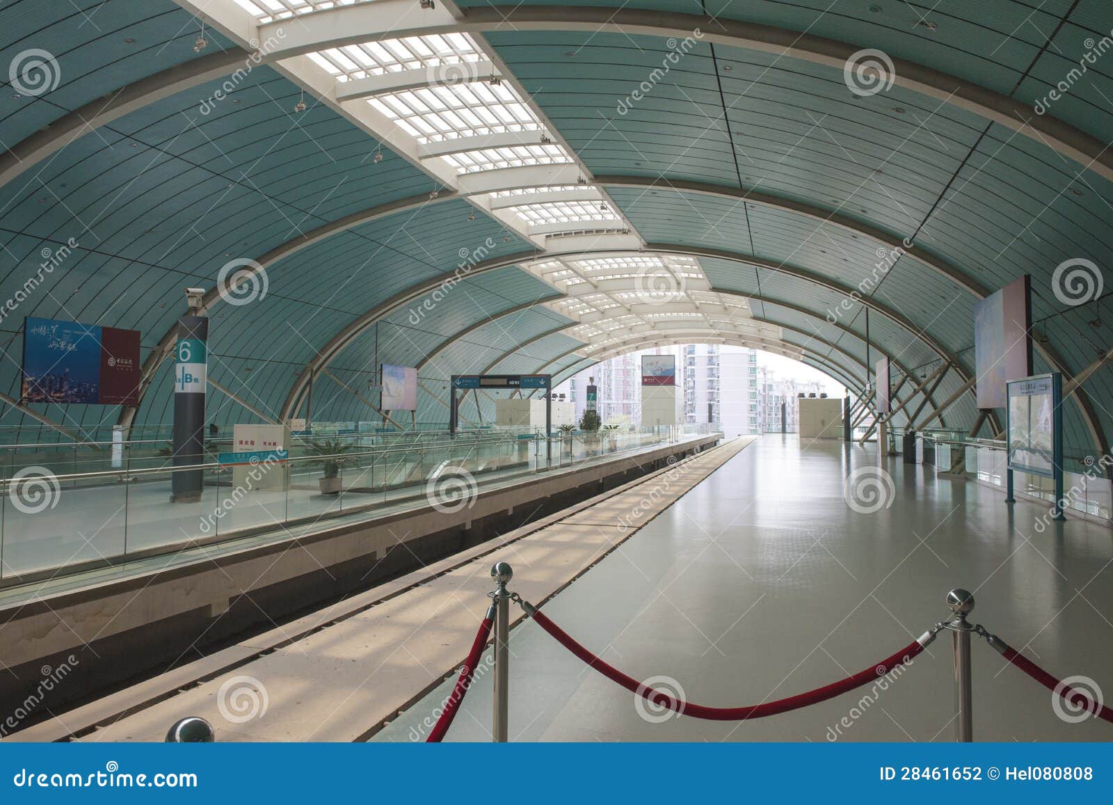 Chinese Railway Station editorial photography. Image of train - 28461652