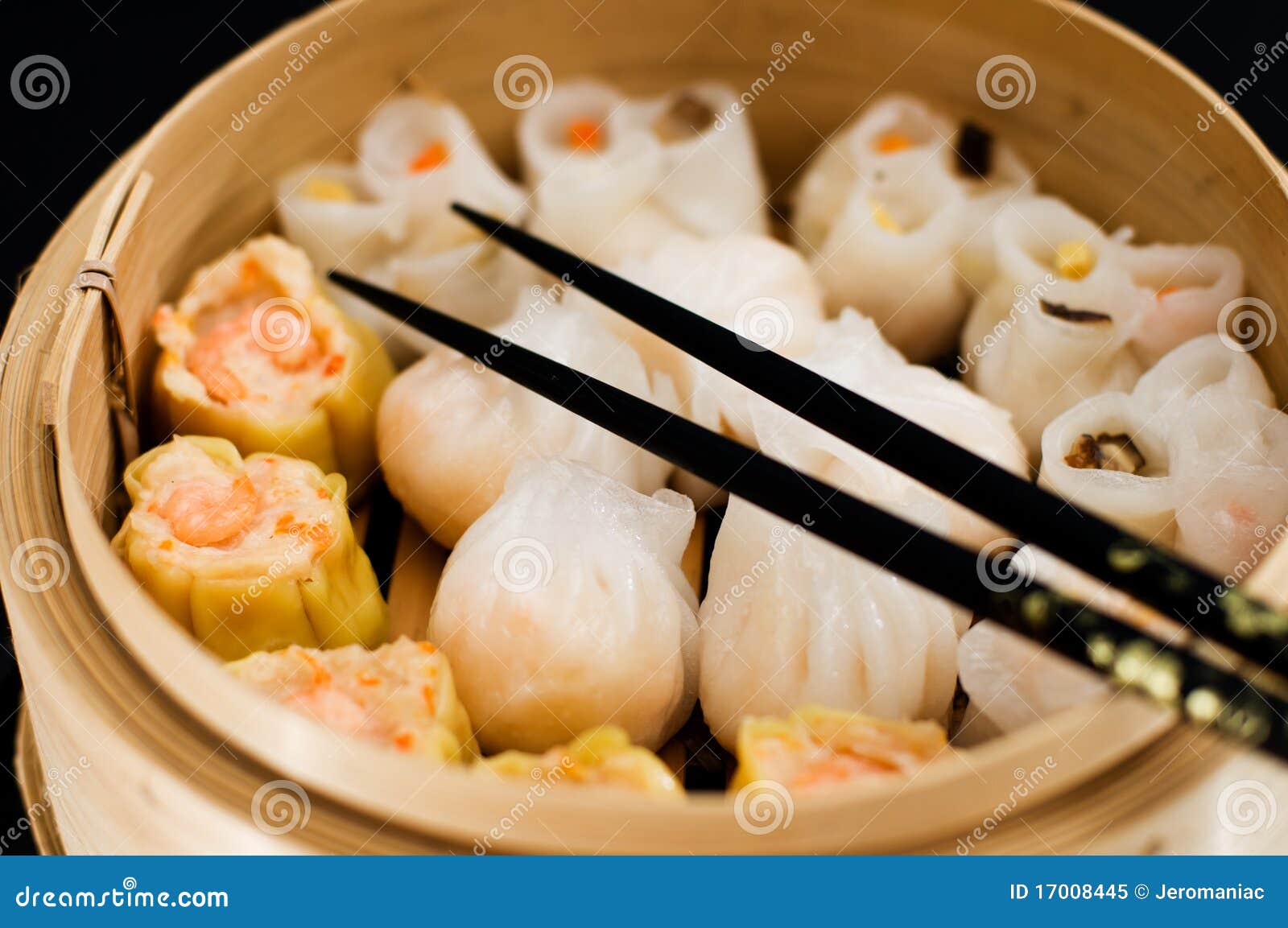 Chinese raviolis stock image. Image of basket, makeover - 17008445