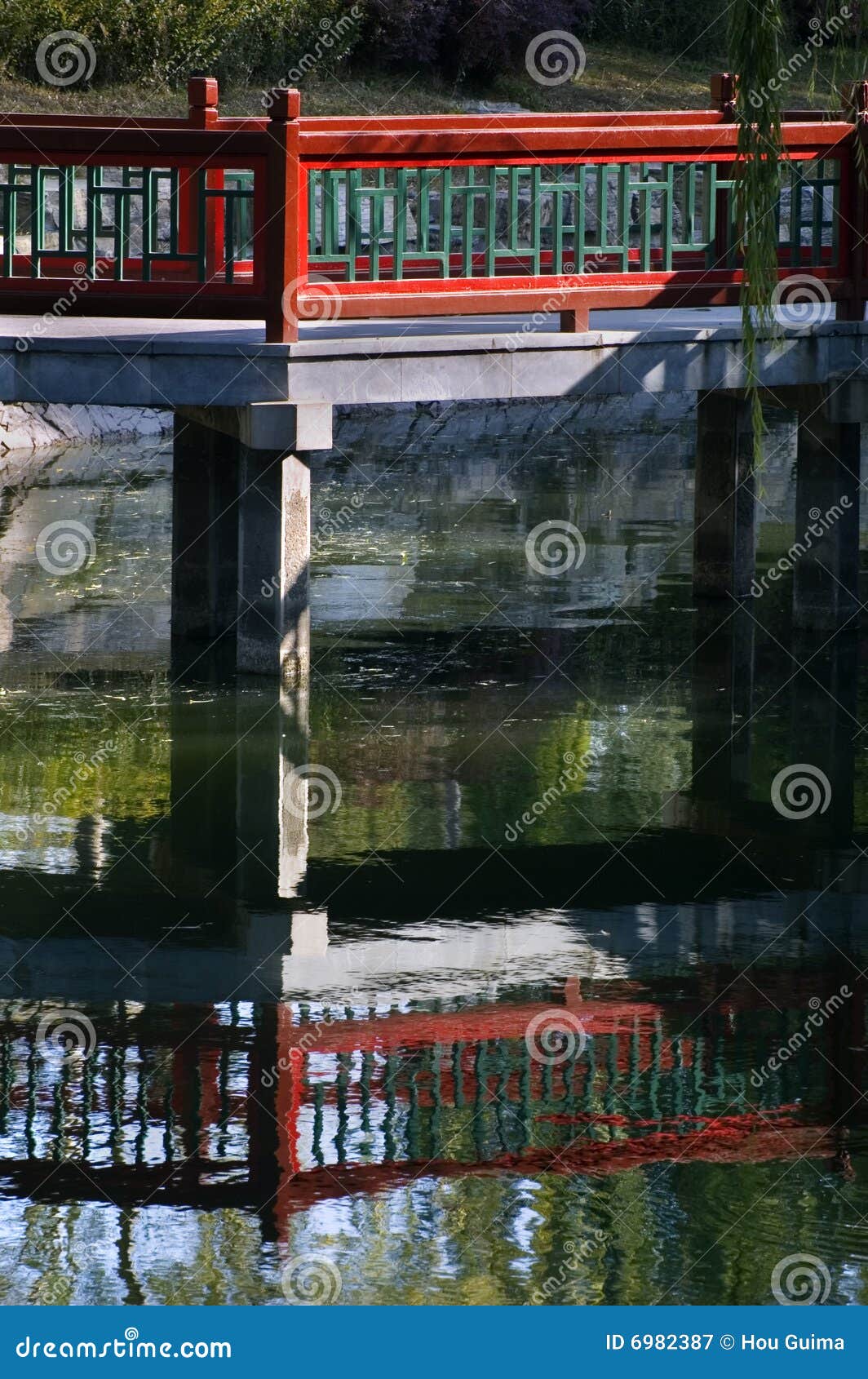 The Chinese Red Bridge in the Park Stock Image - Image of wood, season ...
