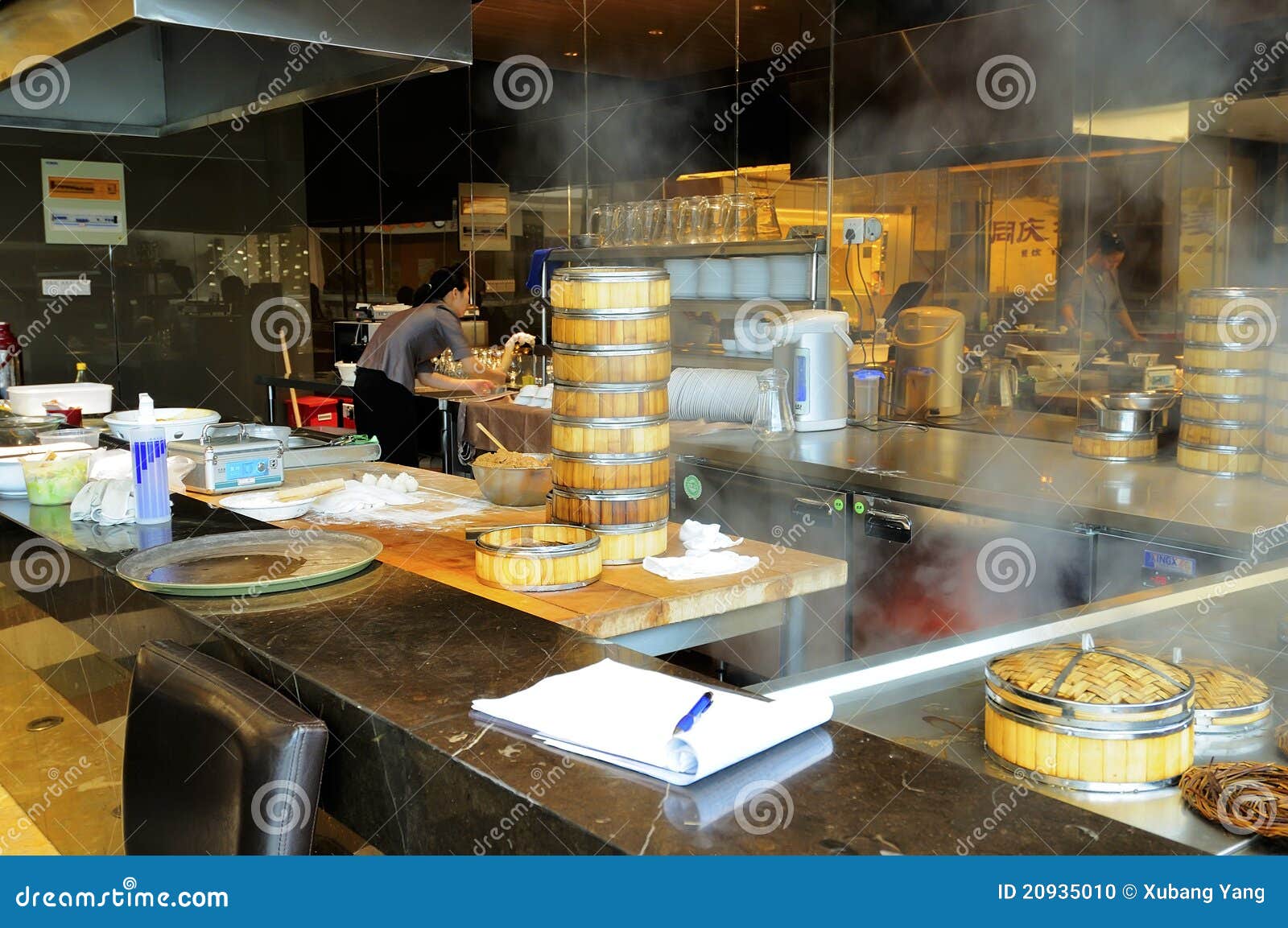 Chinese restaurant kitchen editorial image. Image of establishment ...
