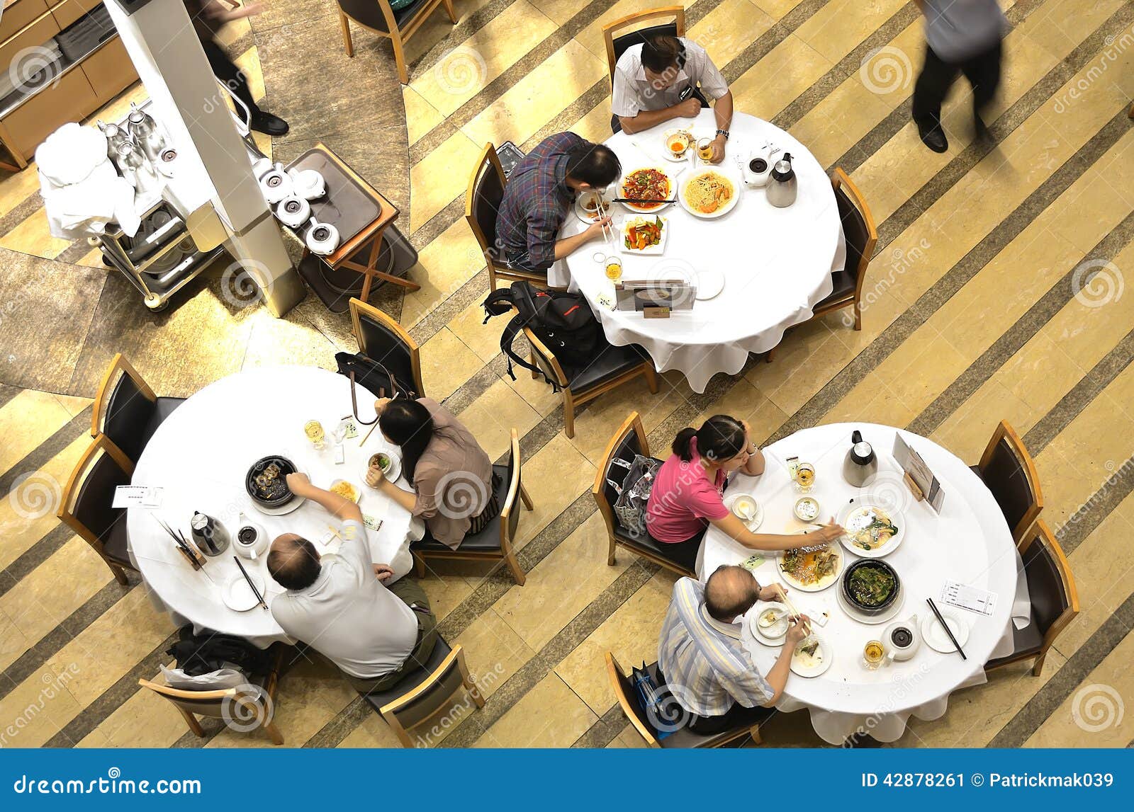 Chinese restaurant editorial photo. Image of diet, round - 42878261