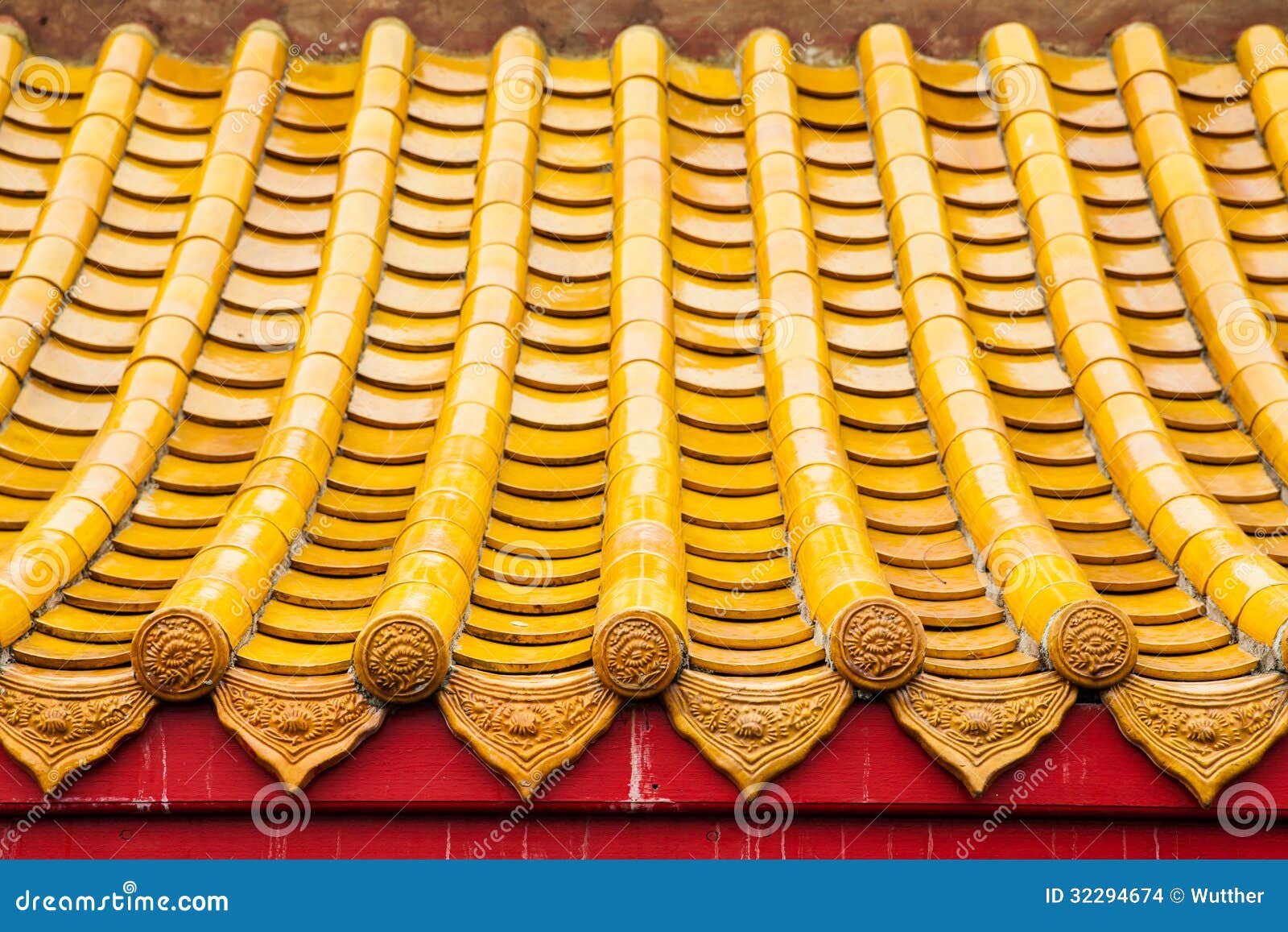 Chinese s rooftop stock photo. Image of temple, nature - 32294674
