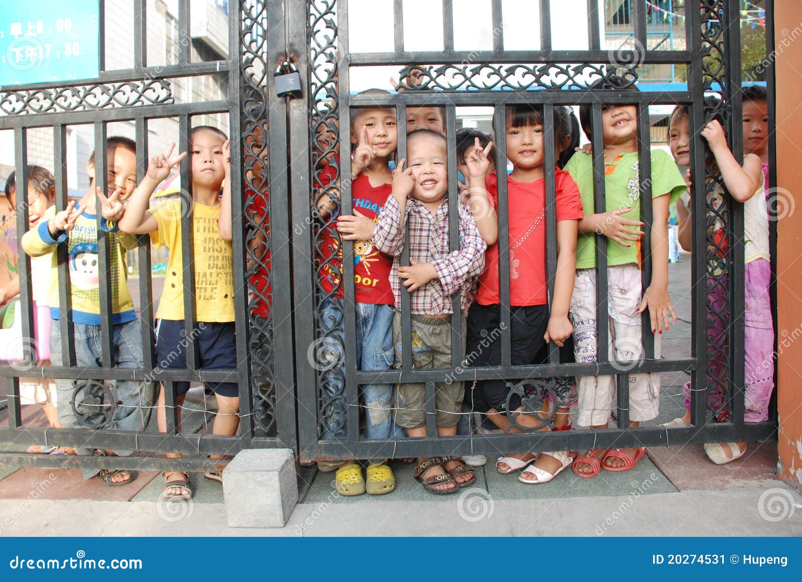 Chinese school children editorial photo. Image of future - 20274531