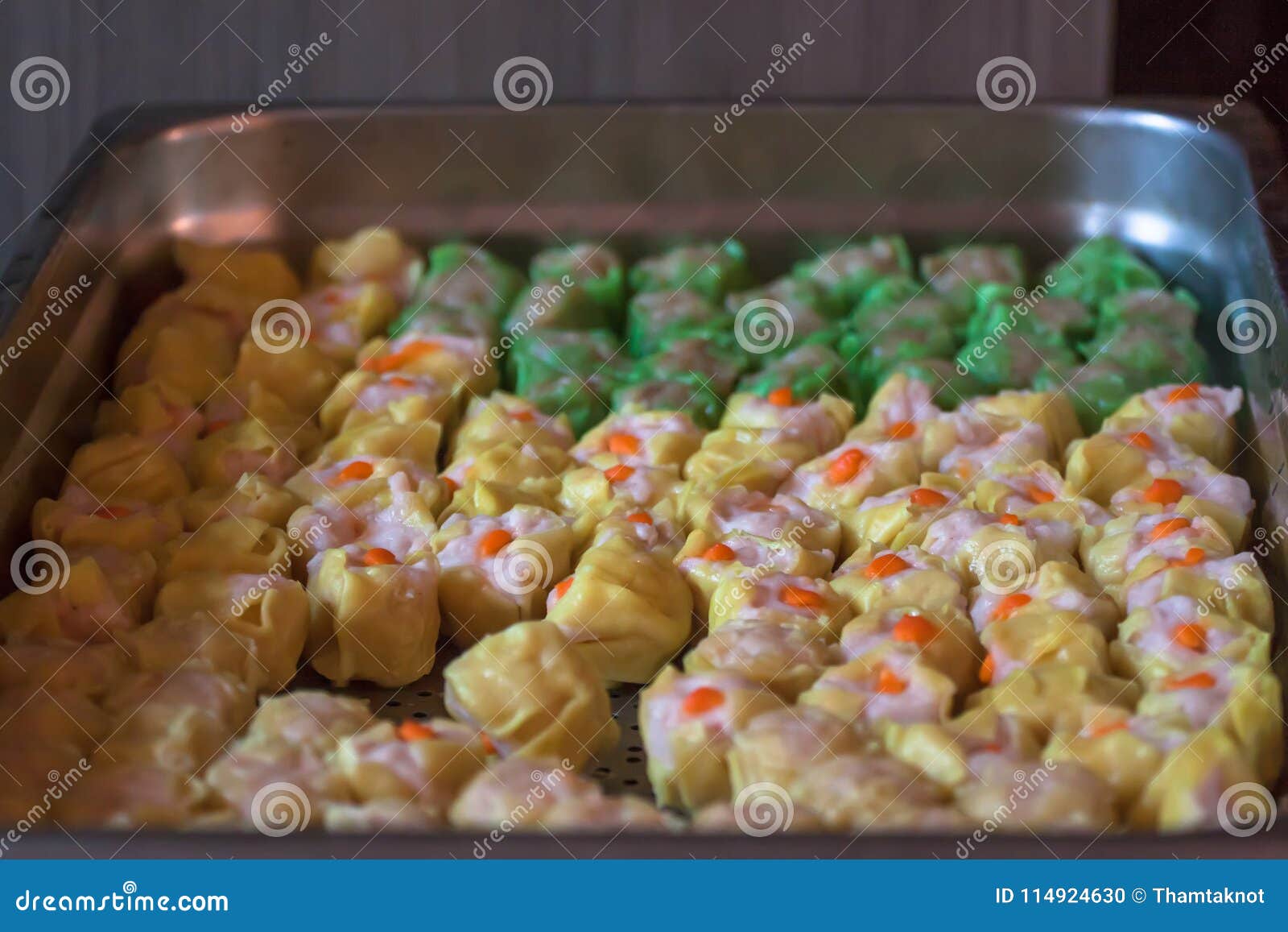 Chinese Steamed Dumpling, Placed in the Tray As a Snack. Stock Photo ...