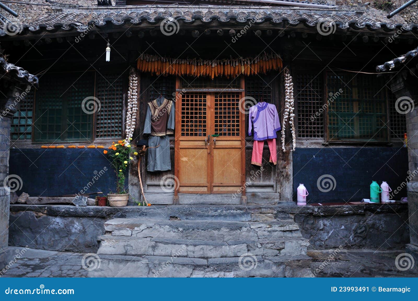 Chinese Style Ancient House Stock Image - Image of gate, building: 23993491