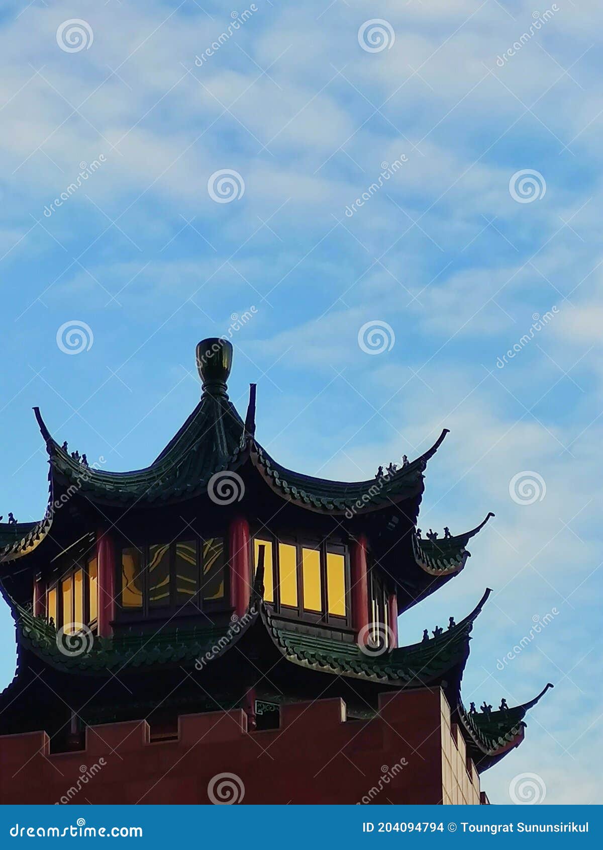 Chinese Style Building in Evening. Stock Photo - Image of chinese ...