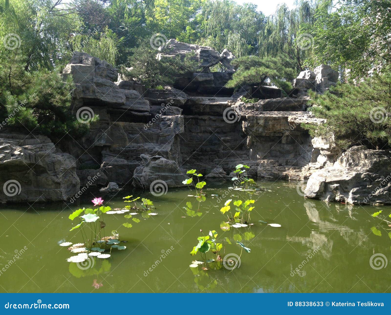 Chinese Style Park with Pond Stock Image - Image of wangjing, park ...