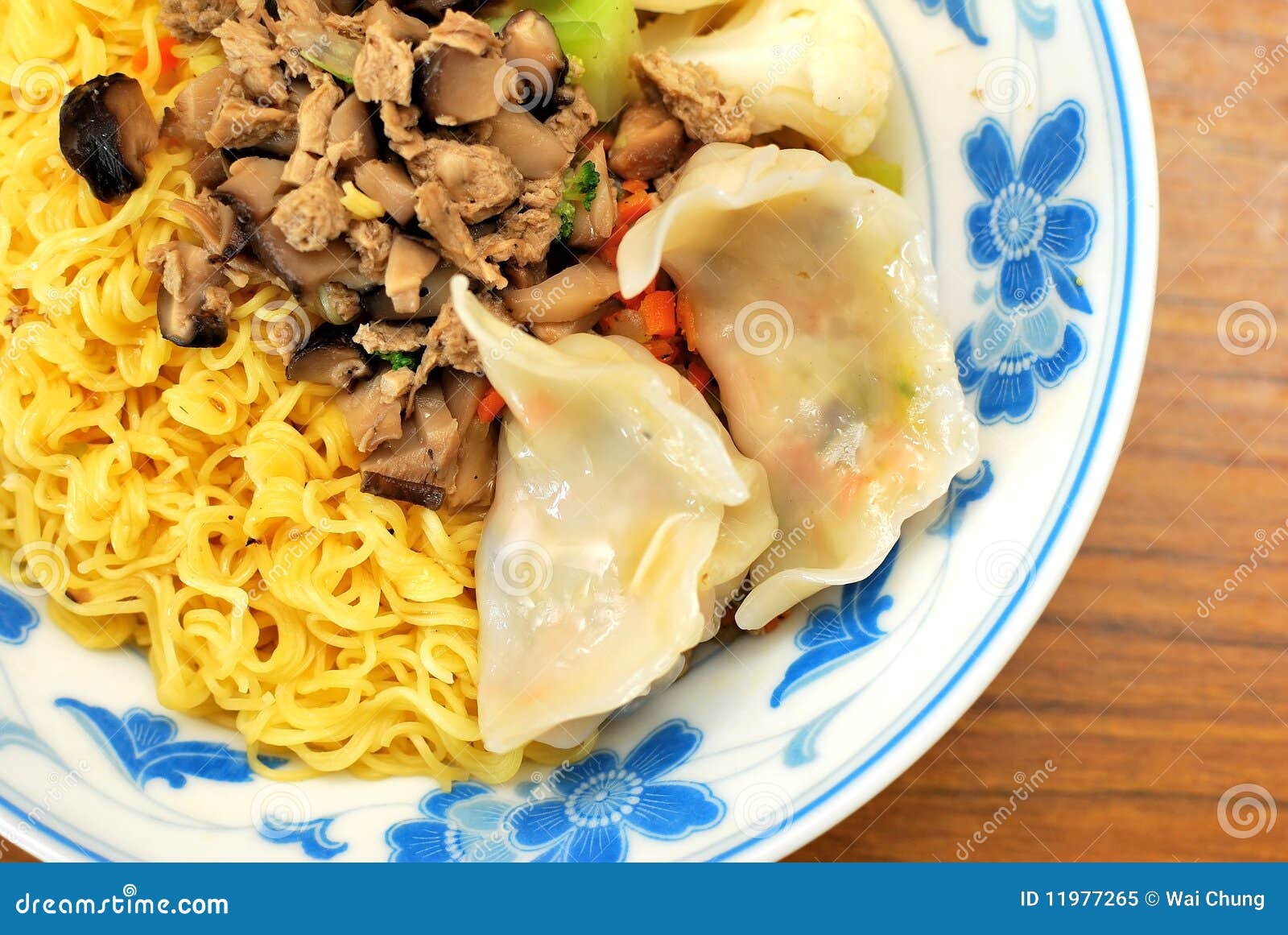 Chinese Style Vegetarian Noodles Stock Image - Image of lifestyle ...
