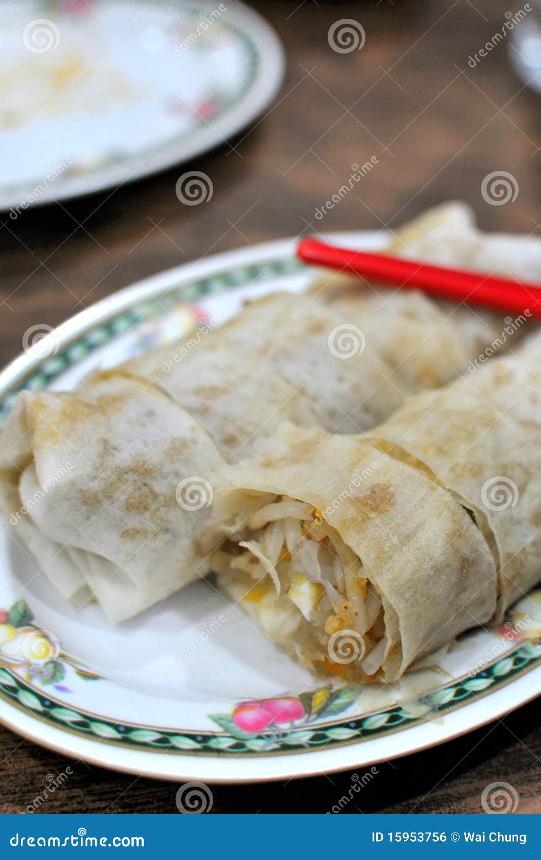 Chinese Style Vegetarian Spring Roll Stock Photo - Image of mealtime ...