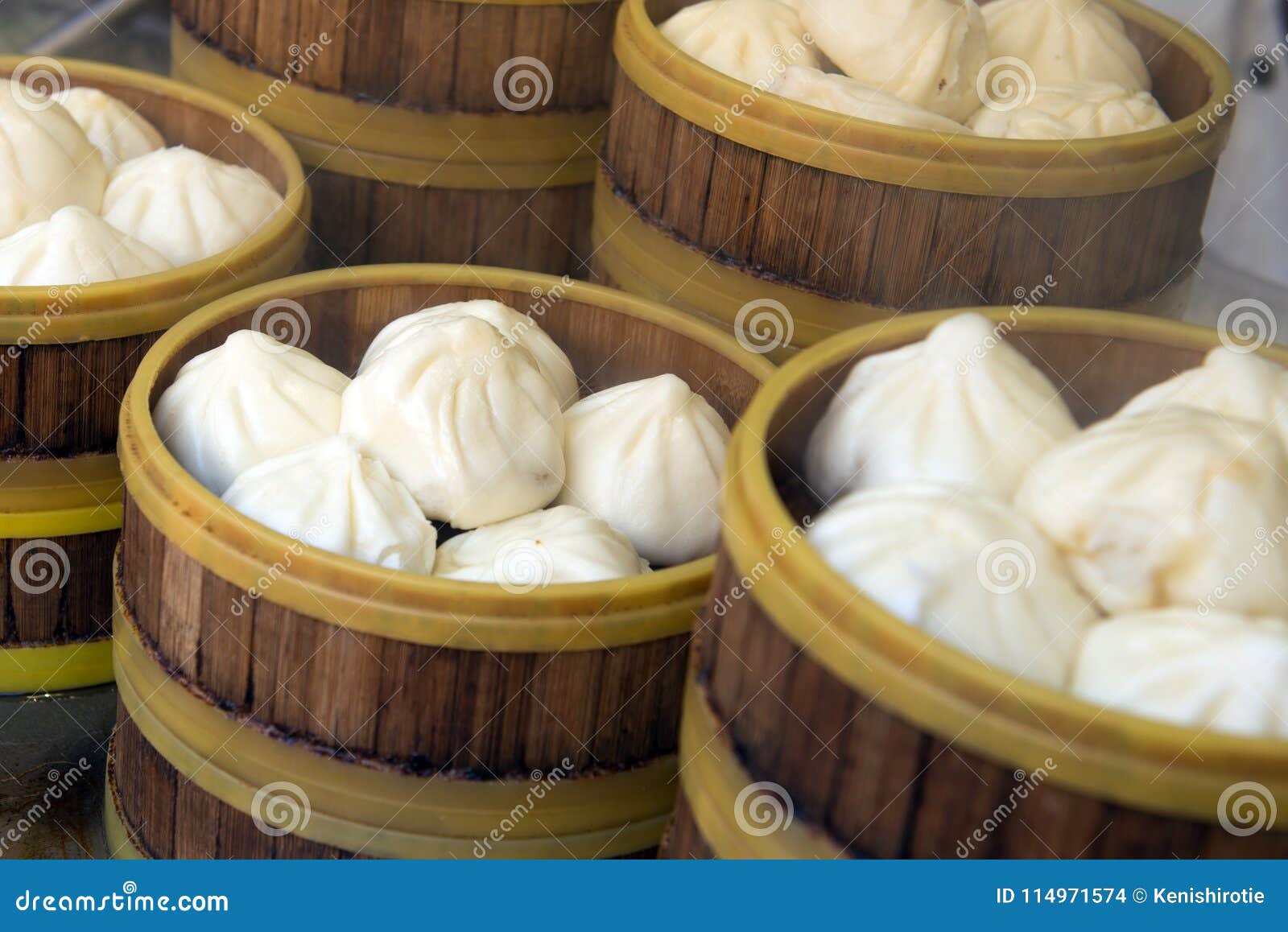 Chinese Style Bun in Wooden Steamer Stock Photo - Image of wooden ...