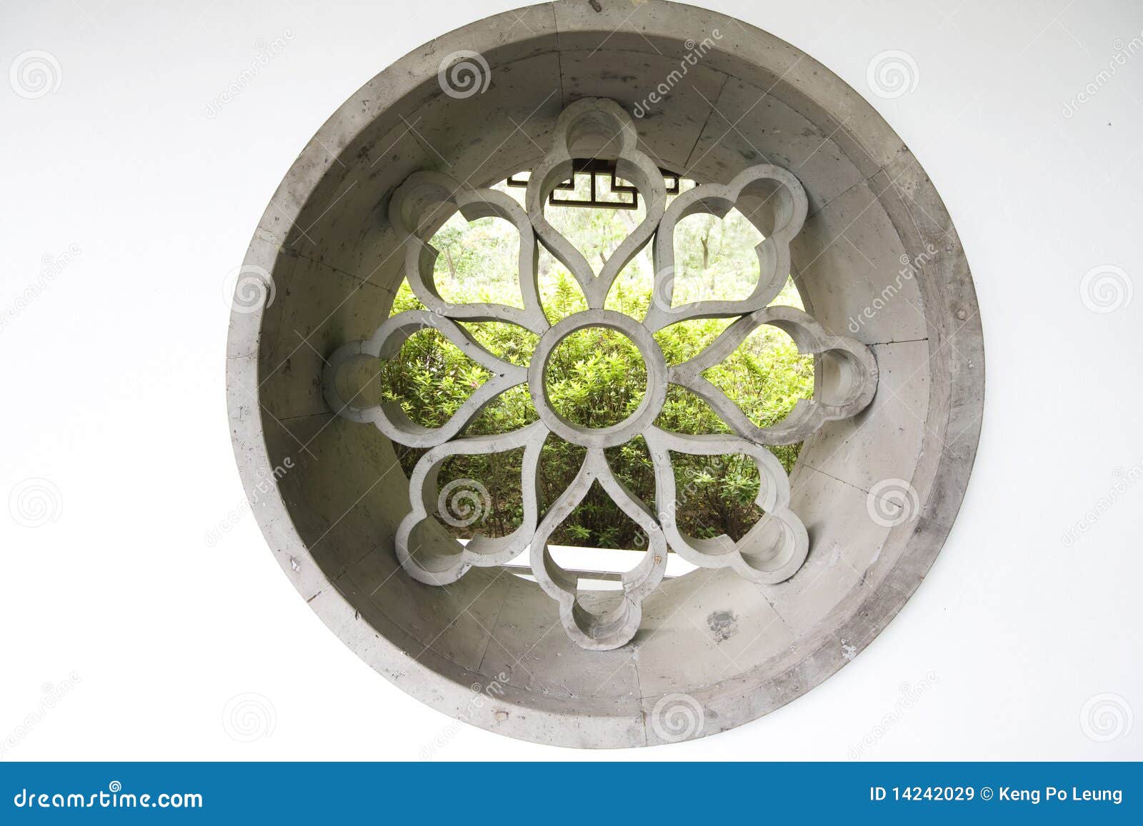 Chinese Style Window in Garden Stock Image - Image of gardening, nature ...