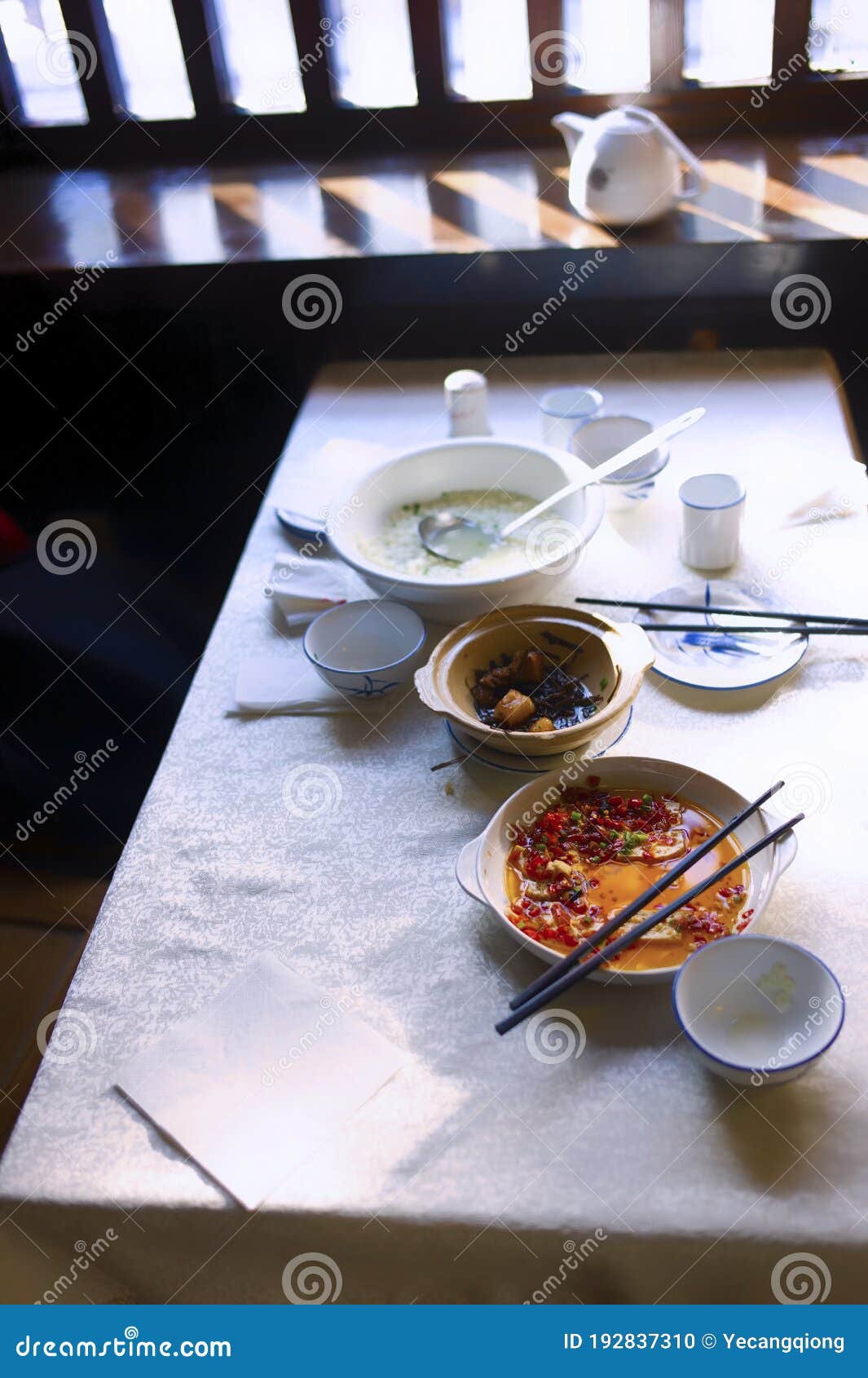 Chinese Table Setting for Dinner Stock Photo - Image of tomato, italian ...