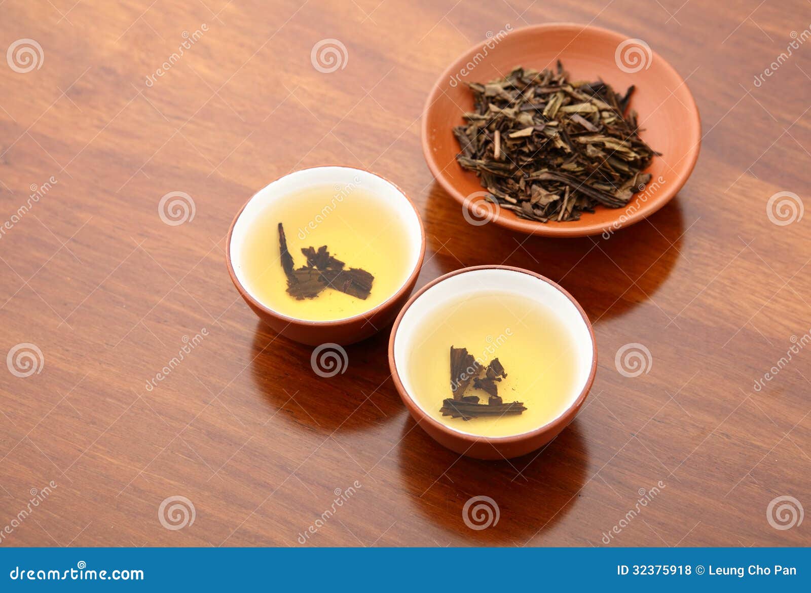 Chinese Tea and Dried Leave Stock Photo - Image of drink, natural: 32375918