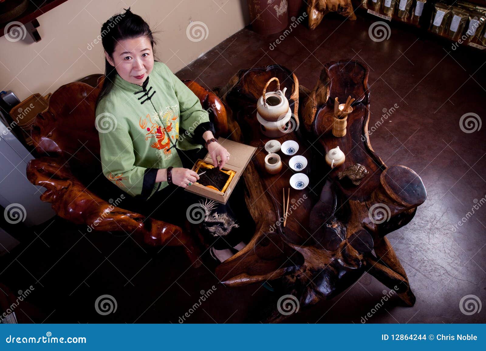 Chinese Tea Lady, Traditionally Dressed Stock Photo - Image of person ...