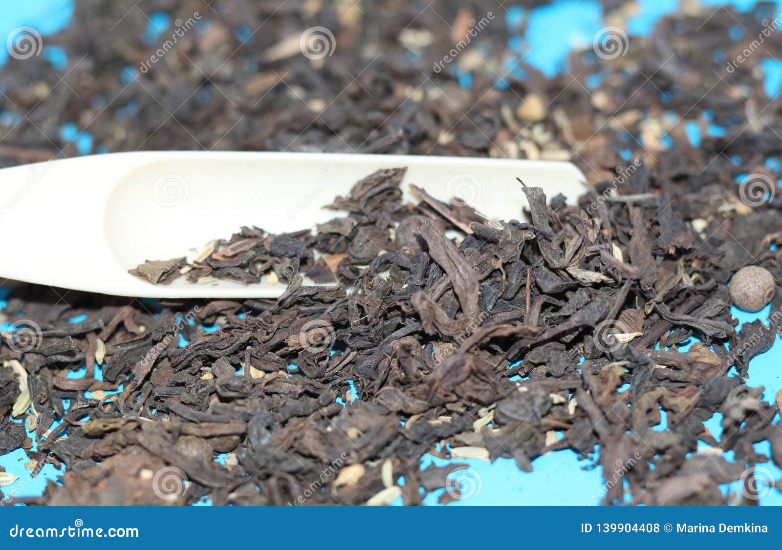 This Chinese Tea. a Scattering of Dry Tea Stock Photo - Image of ...