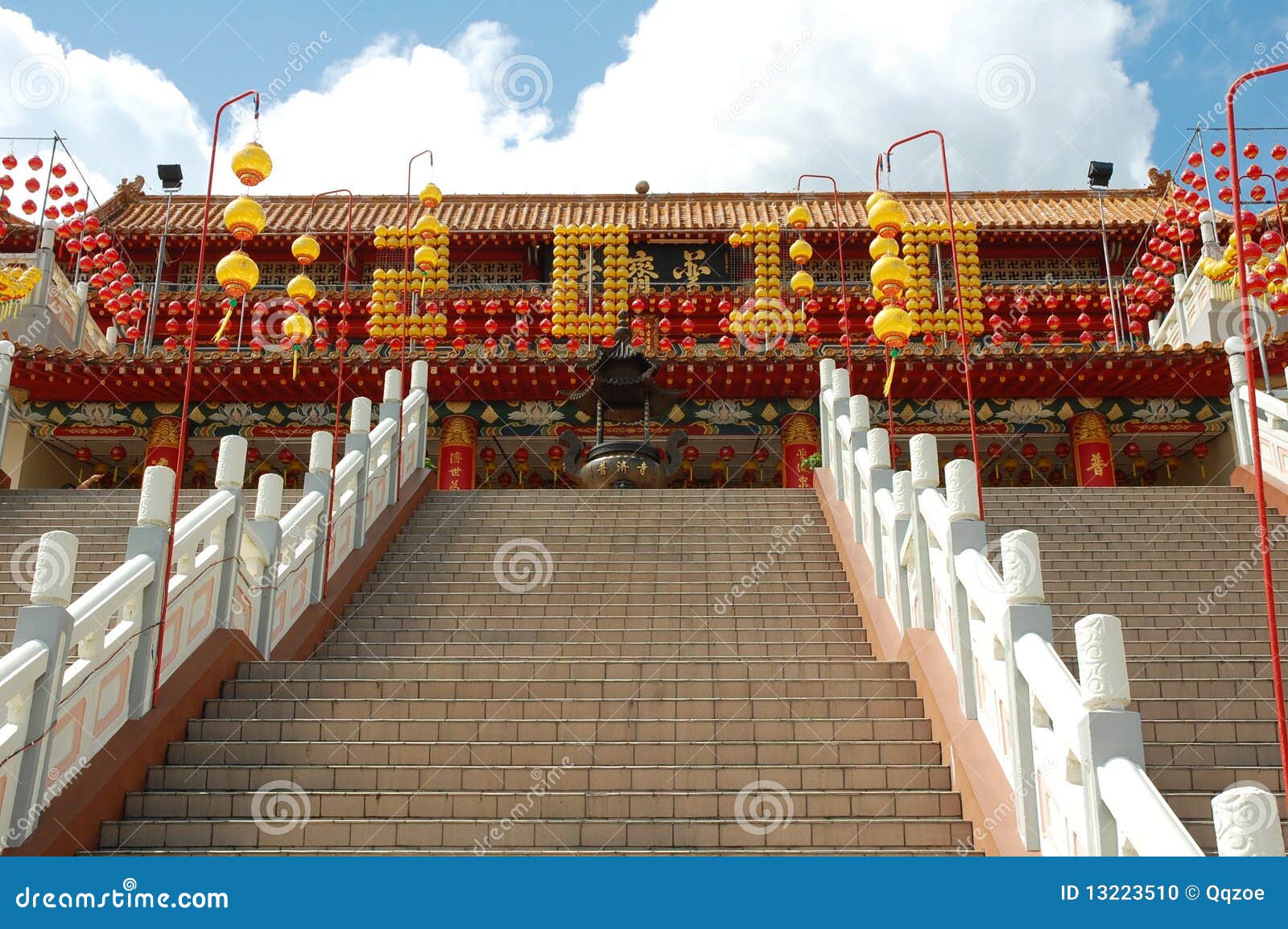 Chinese temple stock photo. Image of door, building, green - 13223510