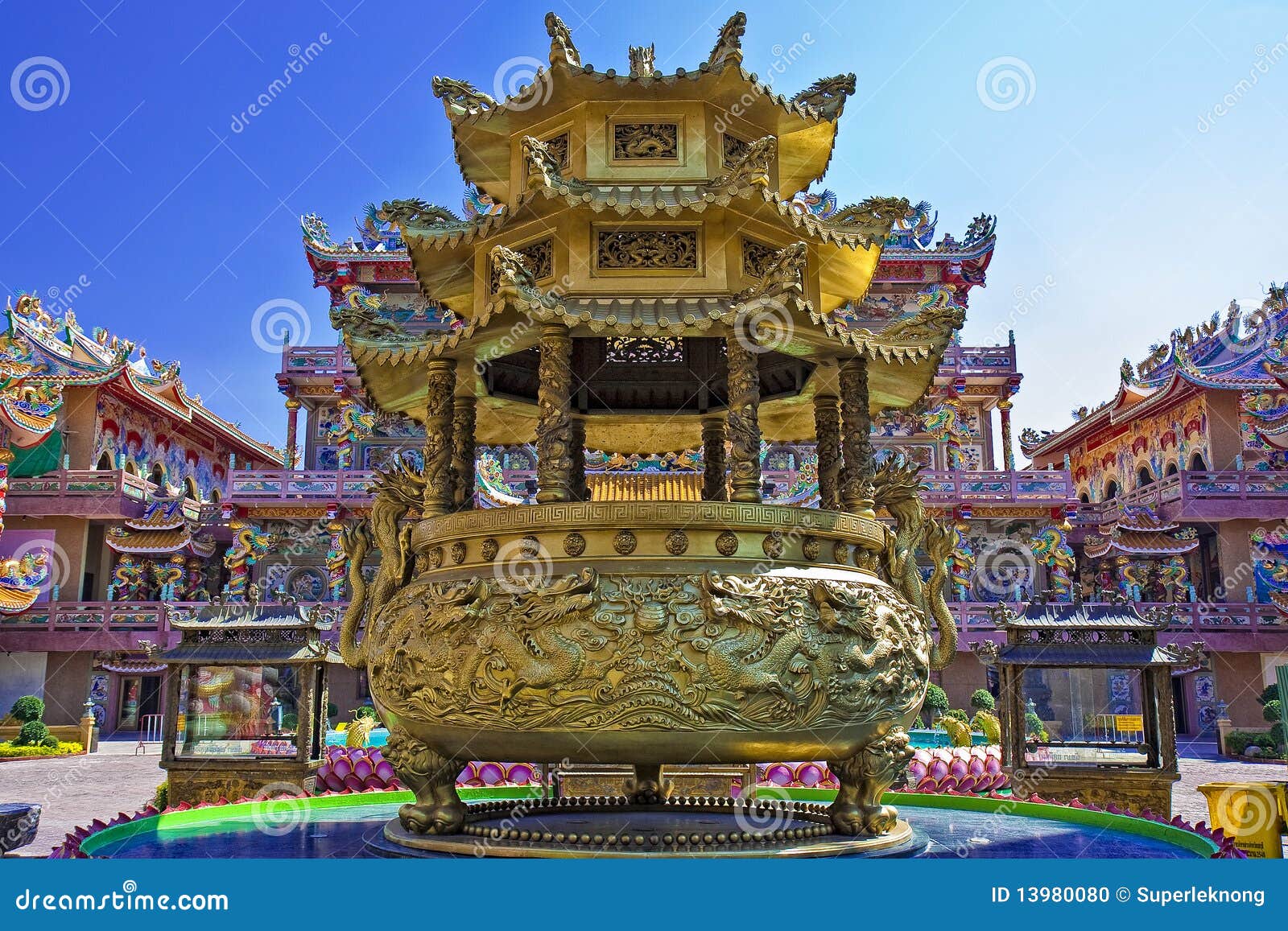 Chinese temple stock photo. Image of sculpture, structure - 13980080