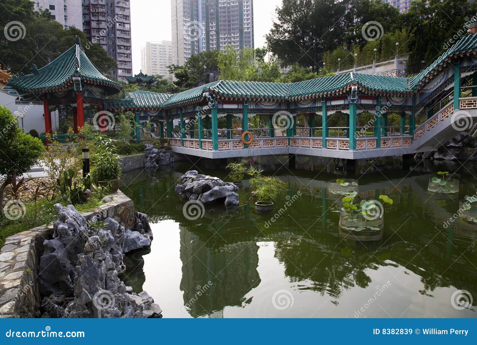 Chinese temple and garden stock image. Image of decorative - 8382839