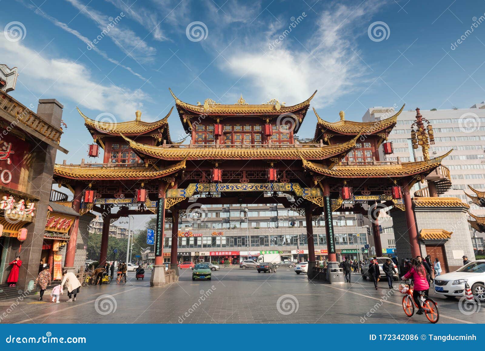 Chinese Temple Gate editorial photo. Image of view, asia - 172342086