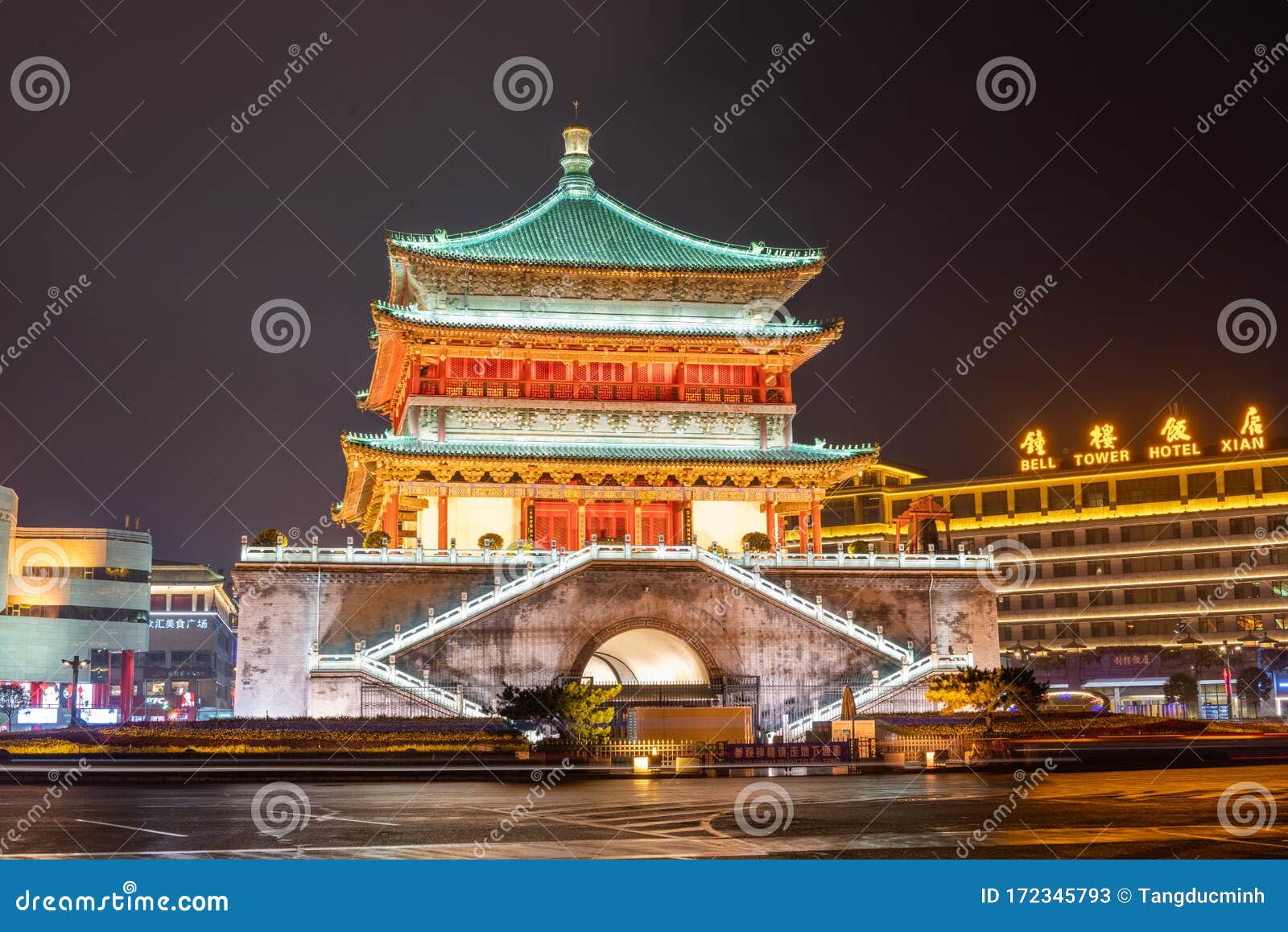 Chinese Temple Gate in Xian Editorial Stock Photo - Image of protection ...