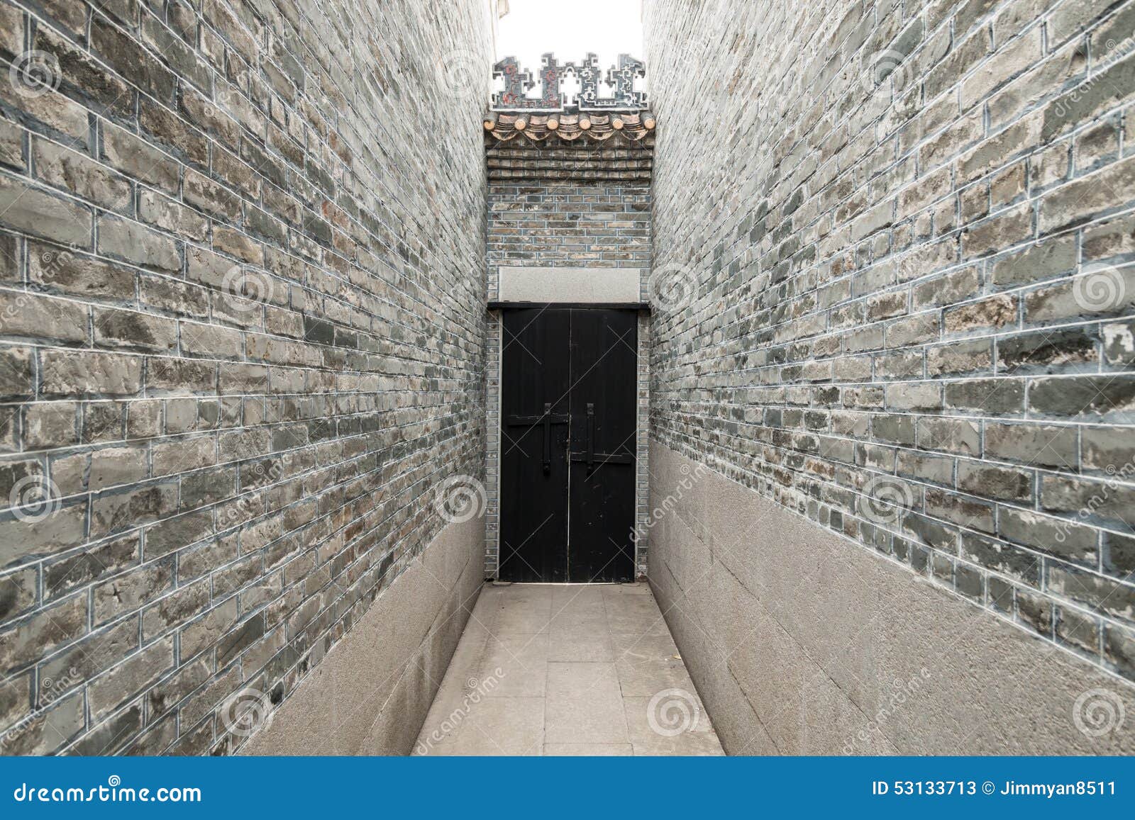 Chinese temple pathway stock image. Image of path, east - 53133713