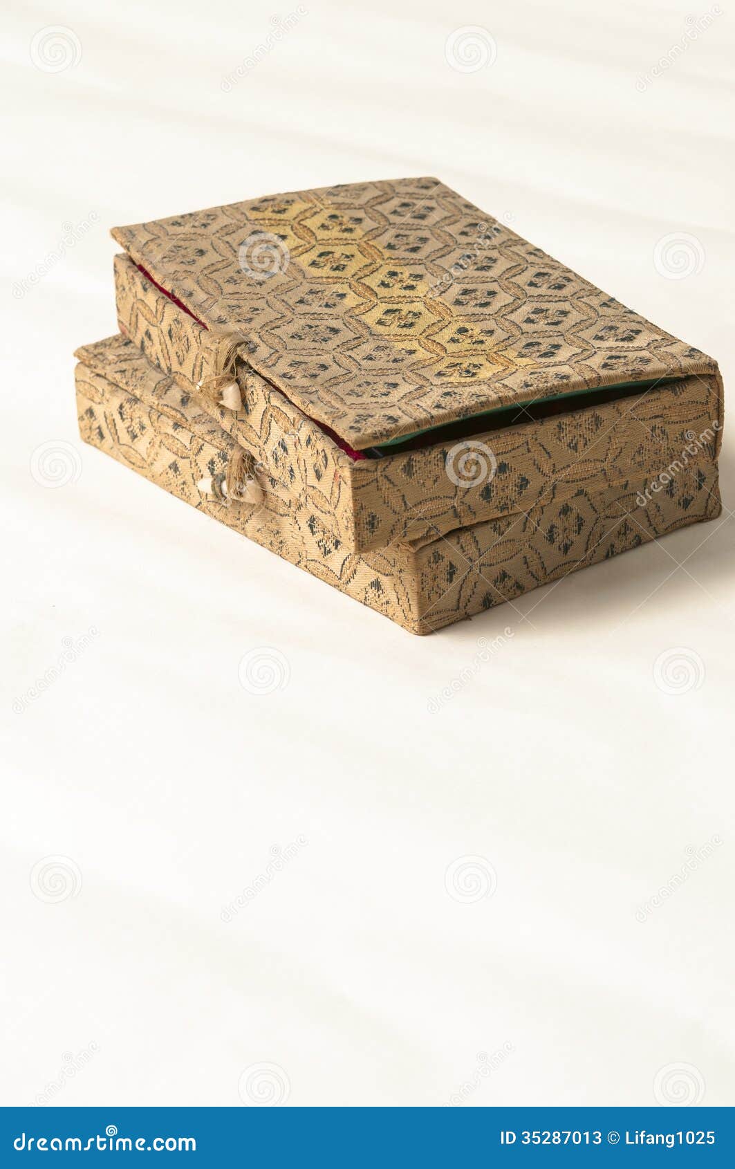 Chinese Traditional Box Royalty-Free Stock Photography | CartoonDealer ...