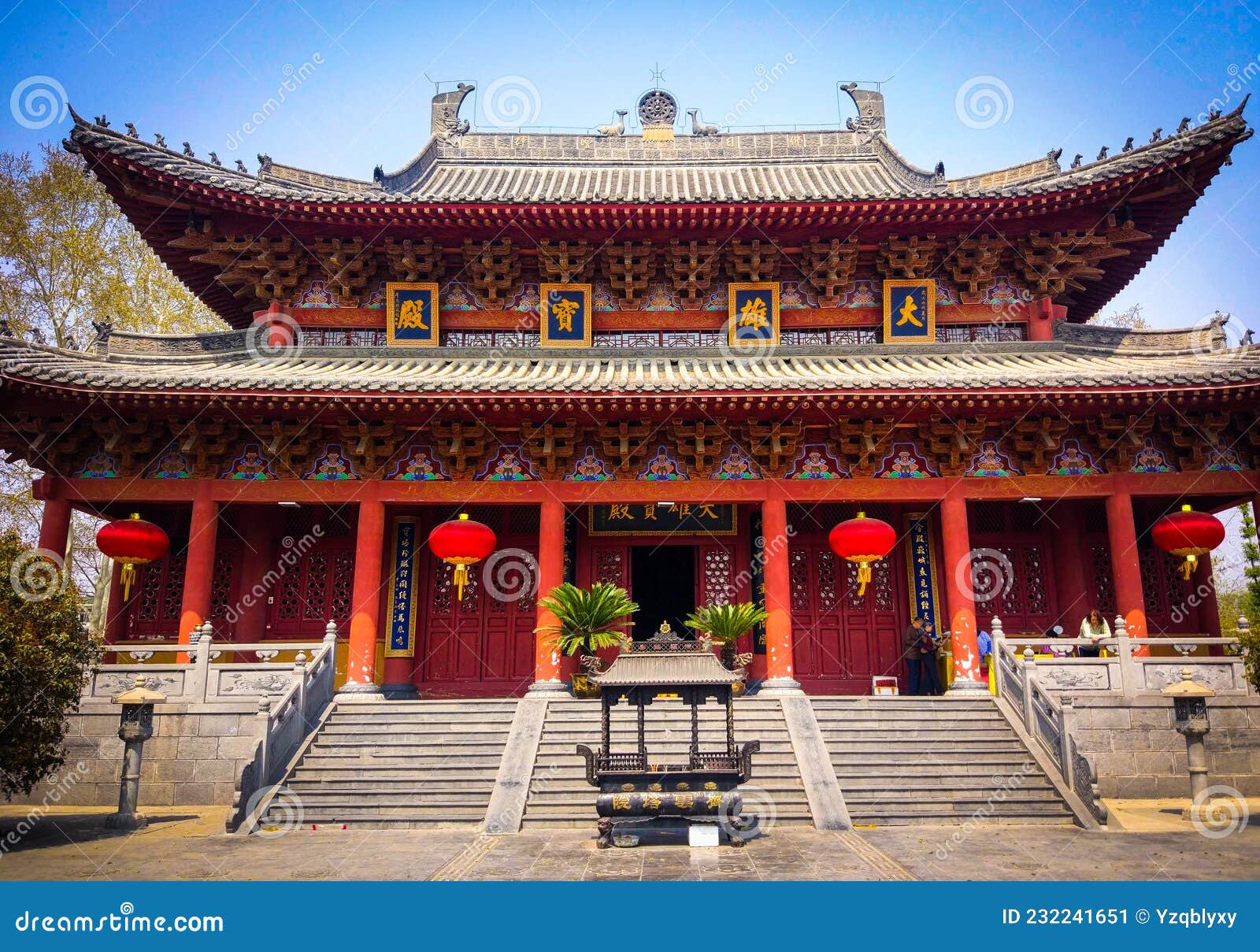 Chinese Traditional Buddhist Temple Building Architecture Stock Image ...