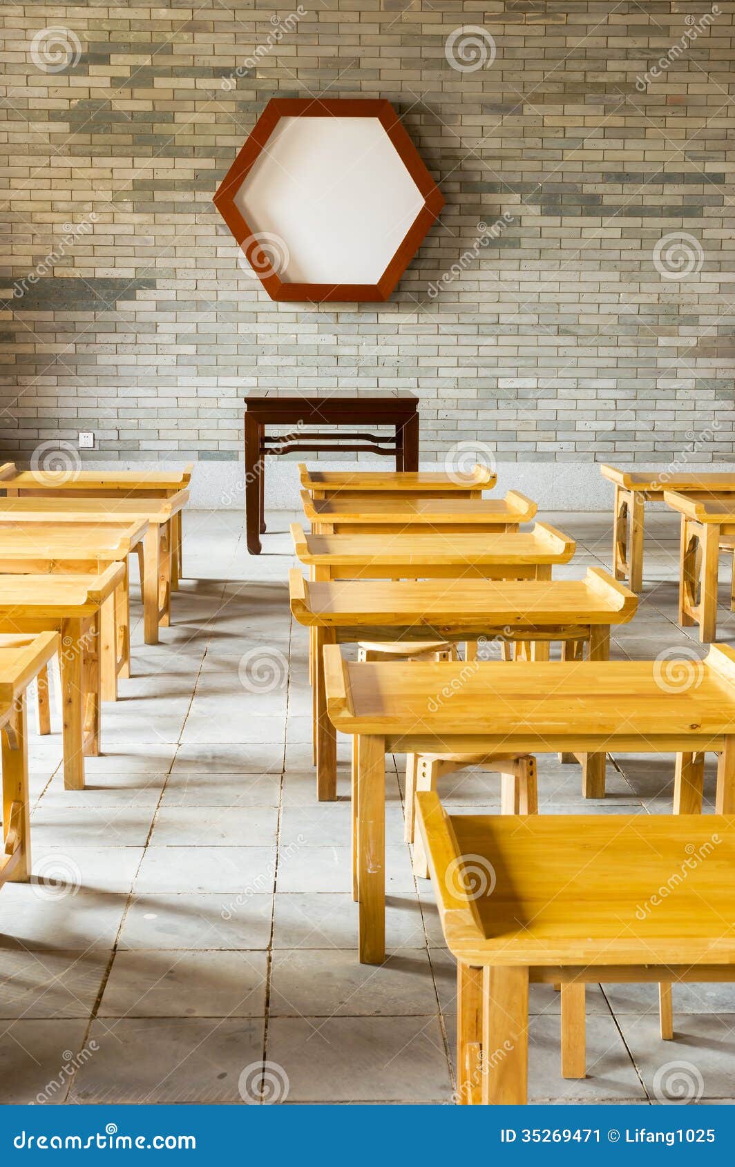 Chinese Traditional Classroom Stock Image - Image of learning ...