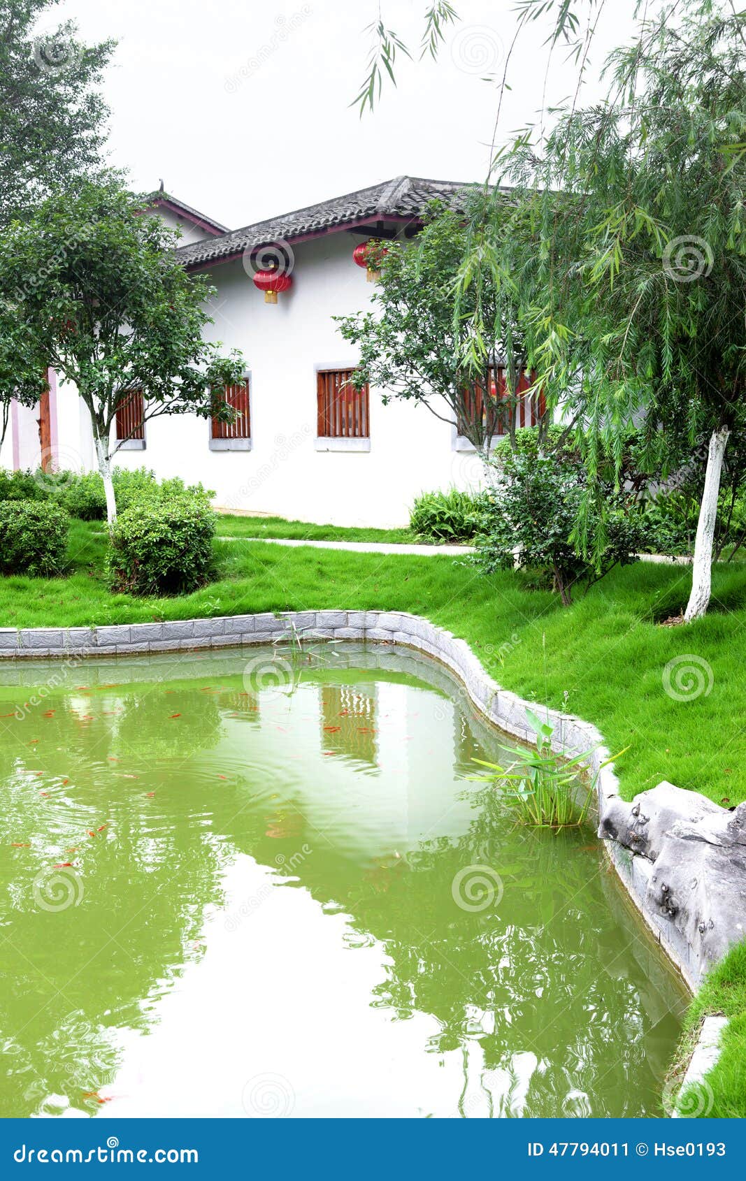 Chinese Traditional House with Pool Stock Image - Image of asia, grass ...