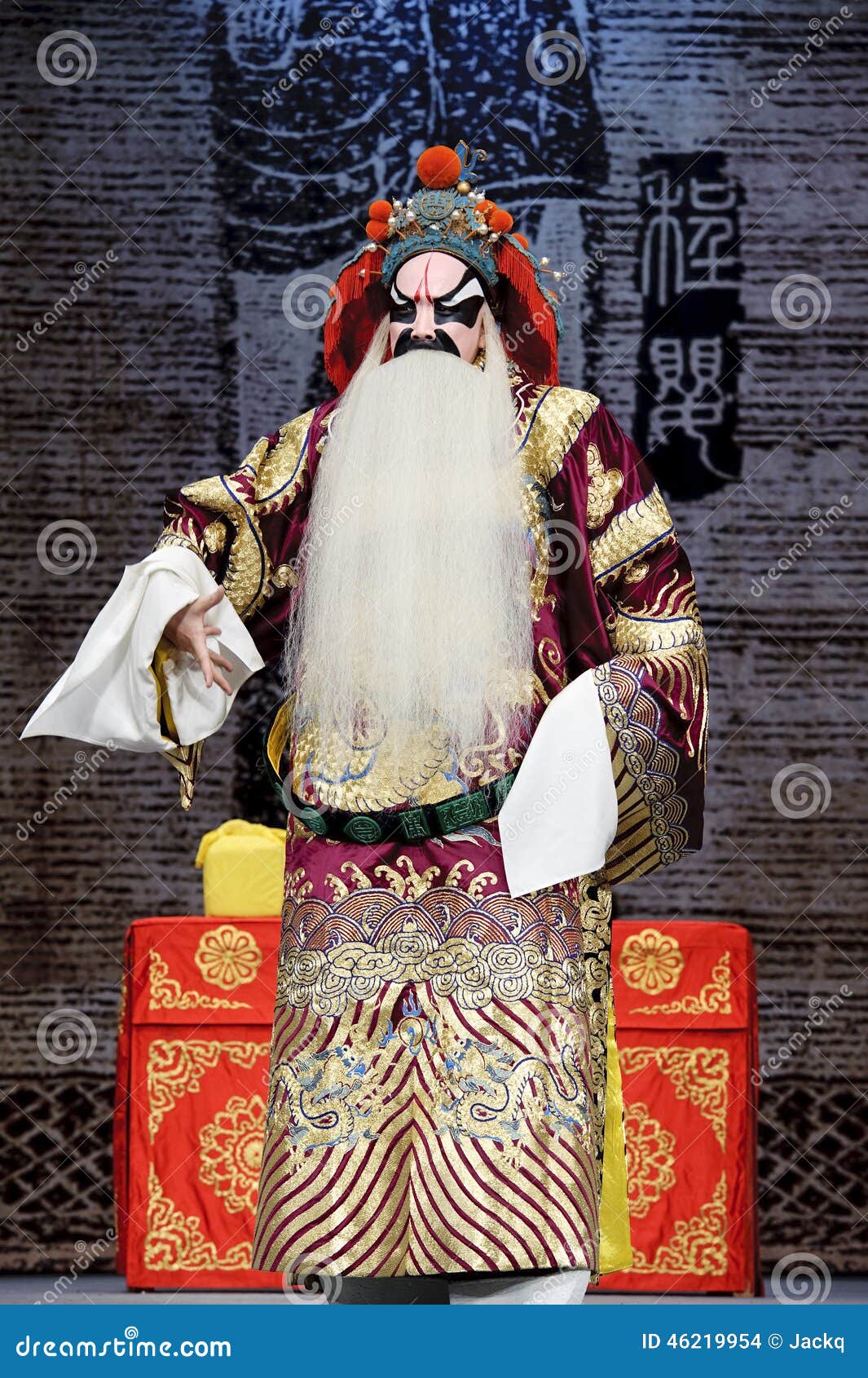 Chinese Traditional Opera Actor with Theatrical Costume Stock Photo ...