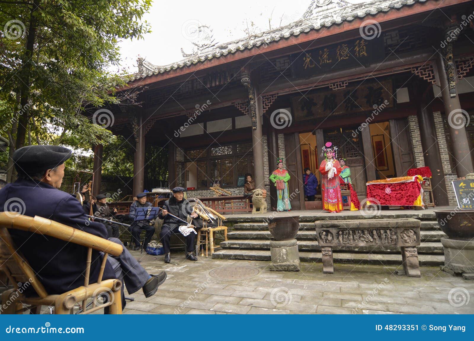 Chinese Traditional Opera editorial photo. Image of china - 48293351