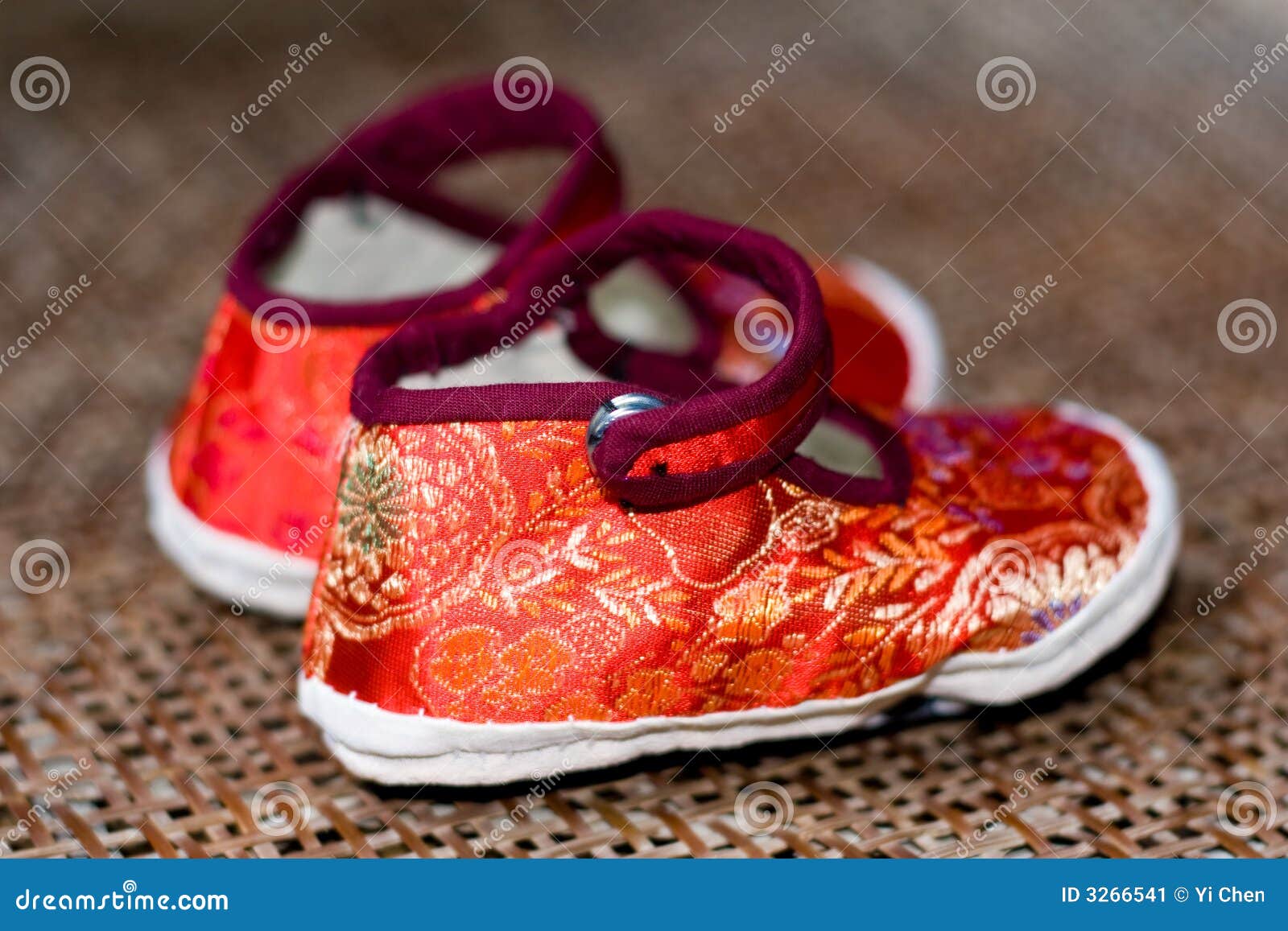 Chinese traditional shoes stock image. Image of china - 3266541