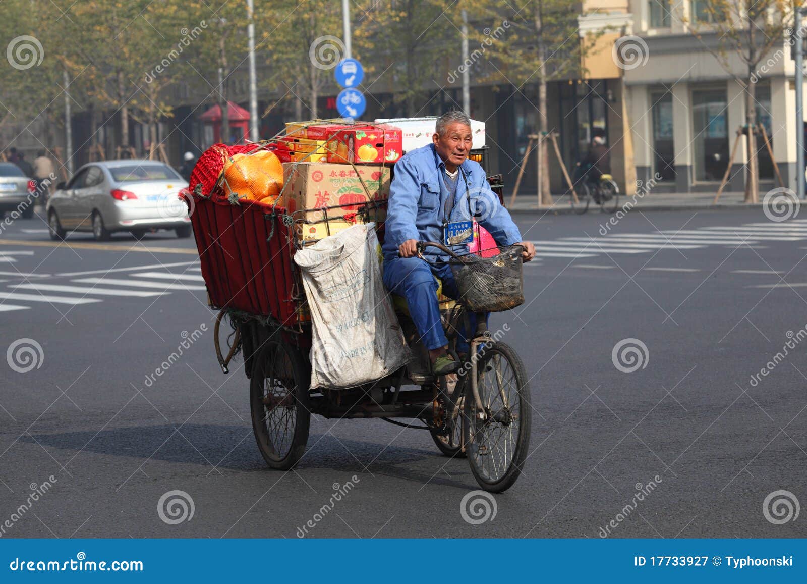 Chinese Transportation, Shanghai Editorial Photography - Image of ...