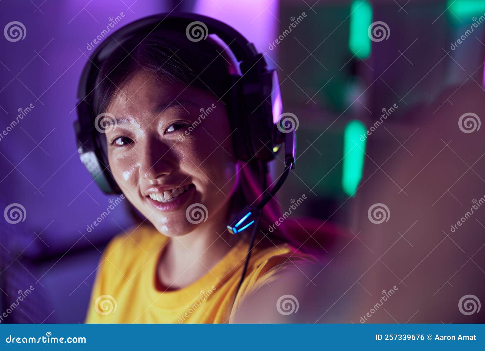 Chinese Woman Streamer Using Headset Make Selfie by Camera at Gaming ...
