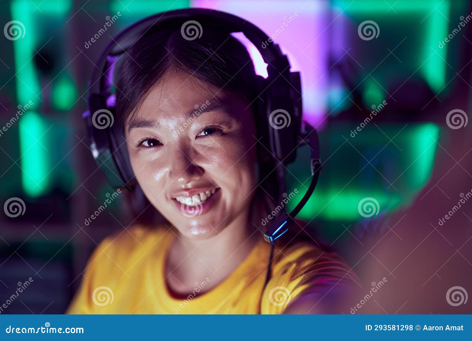 Chinese Woman Streamer Using Headset Make Selfie by Camera at Gaming ...