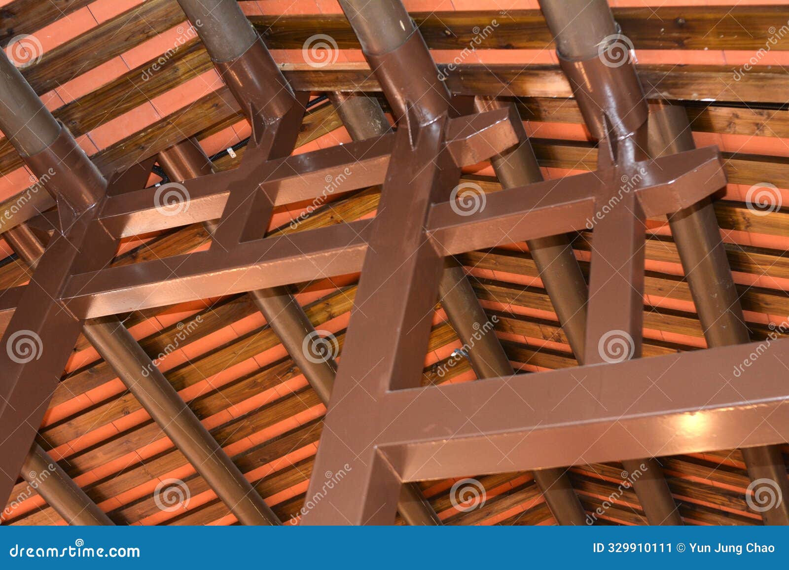 Chinese Wooden House Truss Structure Stock Image - Image of engineering ...