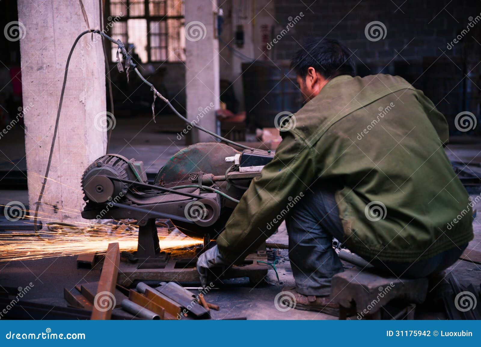 Chinese Worker Cutting Metal Stock Photo - Image of chinese, cutting ...