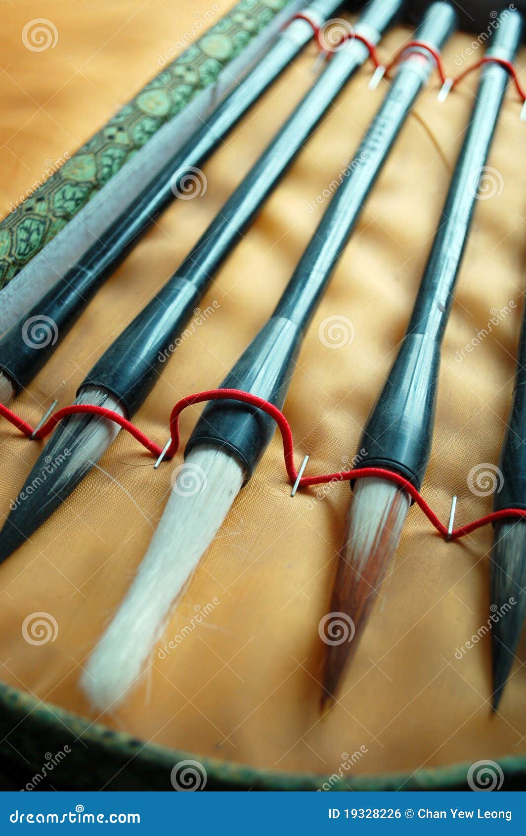 Chinese writing brush stock photo. Image of writing, brush - 19328226