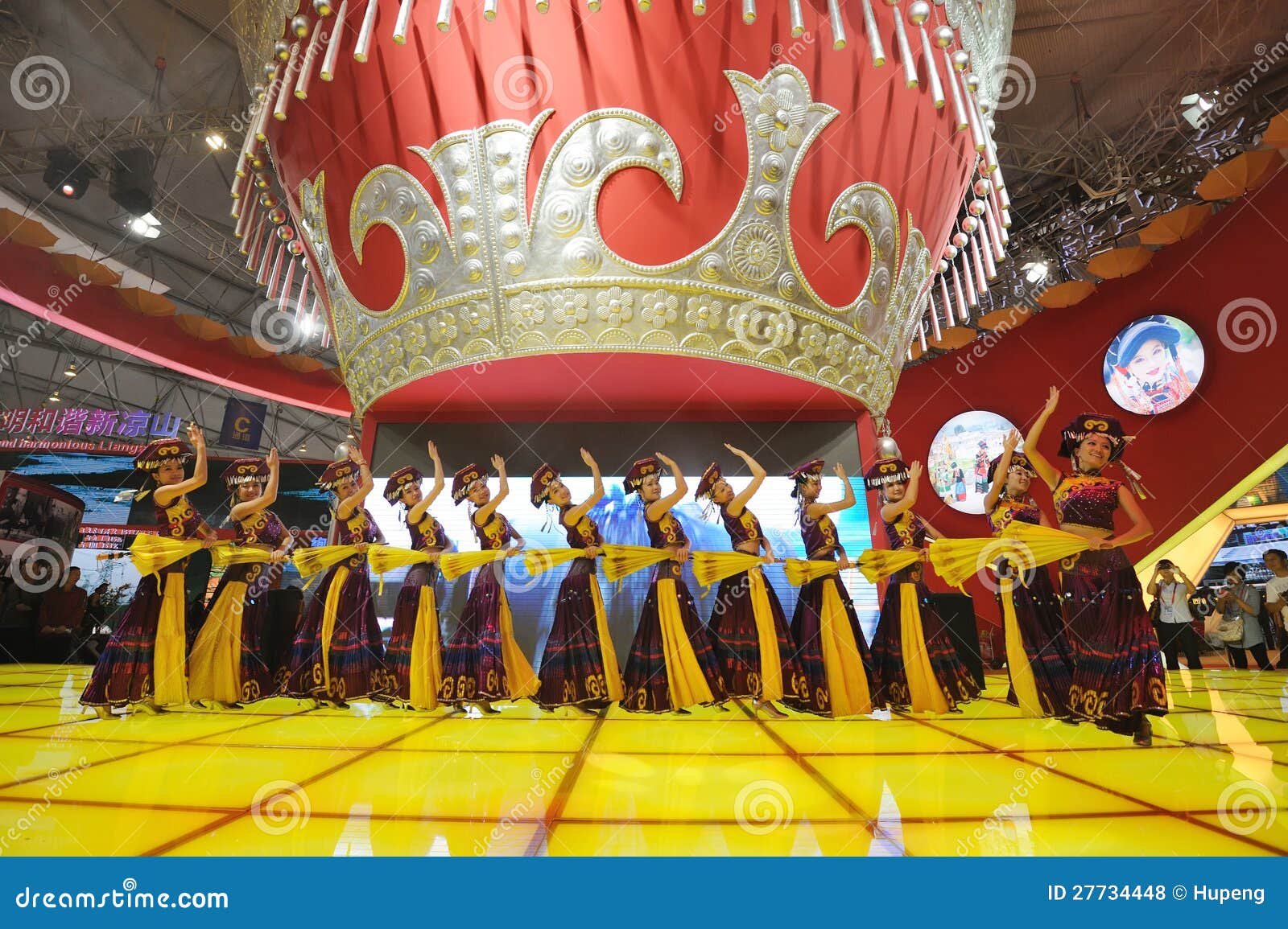 The Chinese Yi Girl Dancing Editorial Stock Photo - Image of craft ...