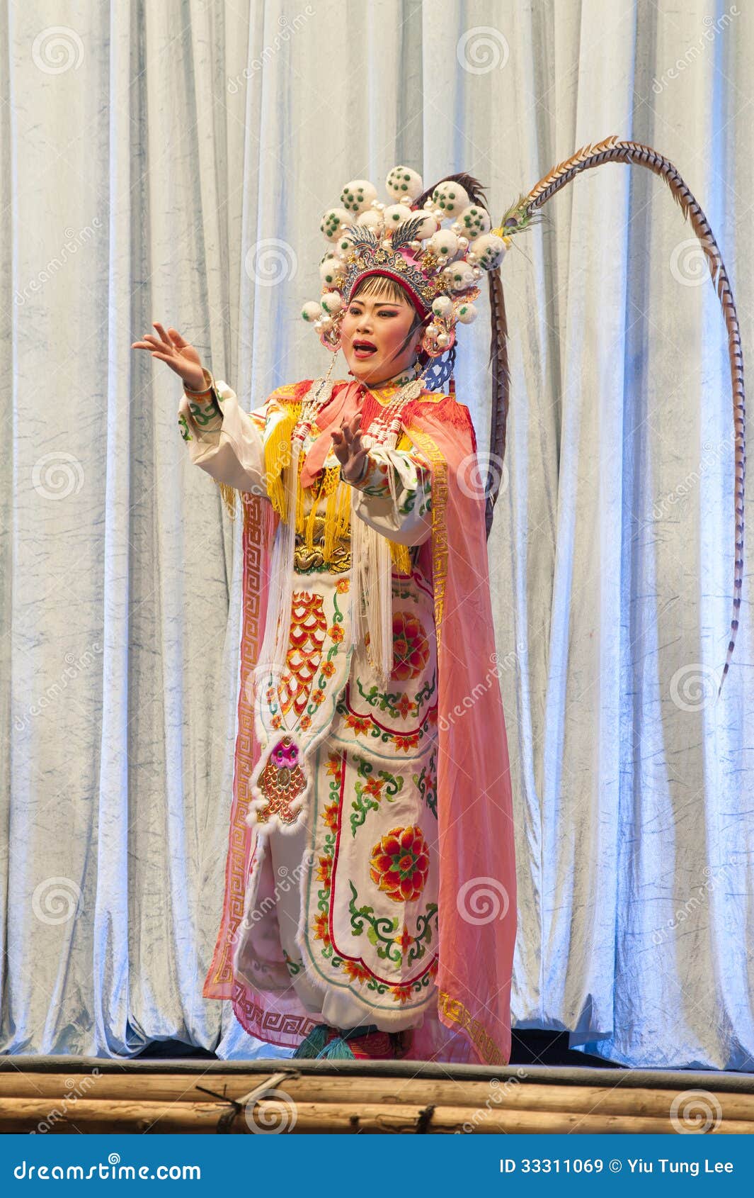 Chinesische Oper redaktionelles stockbild. Bild von oper - 33311069